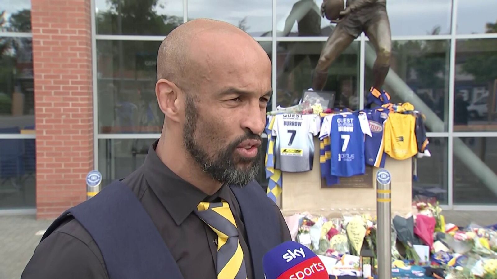 Rob Burrow: Rugby league great urges people 'don't waste a moment' in ...