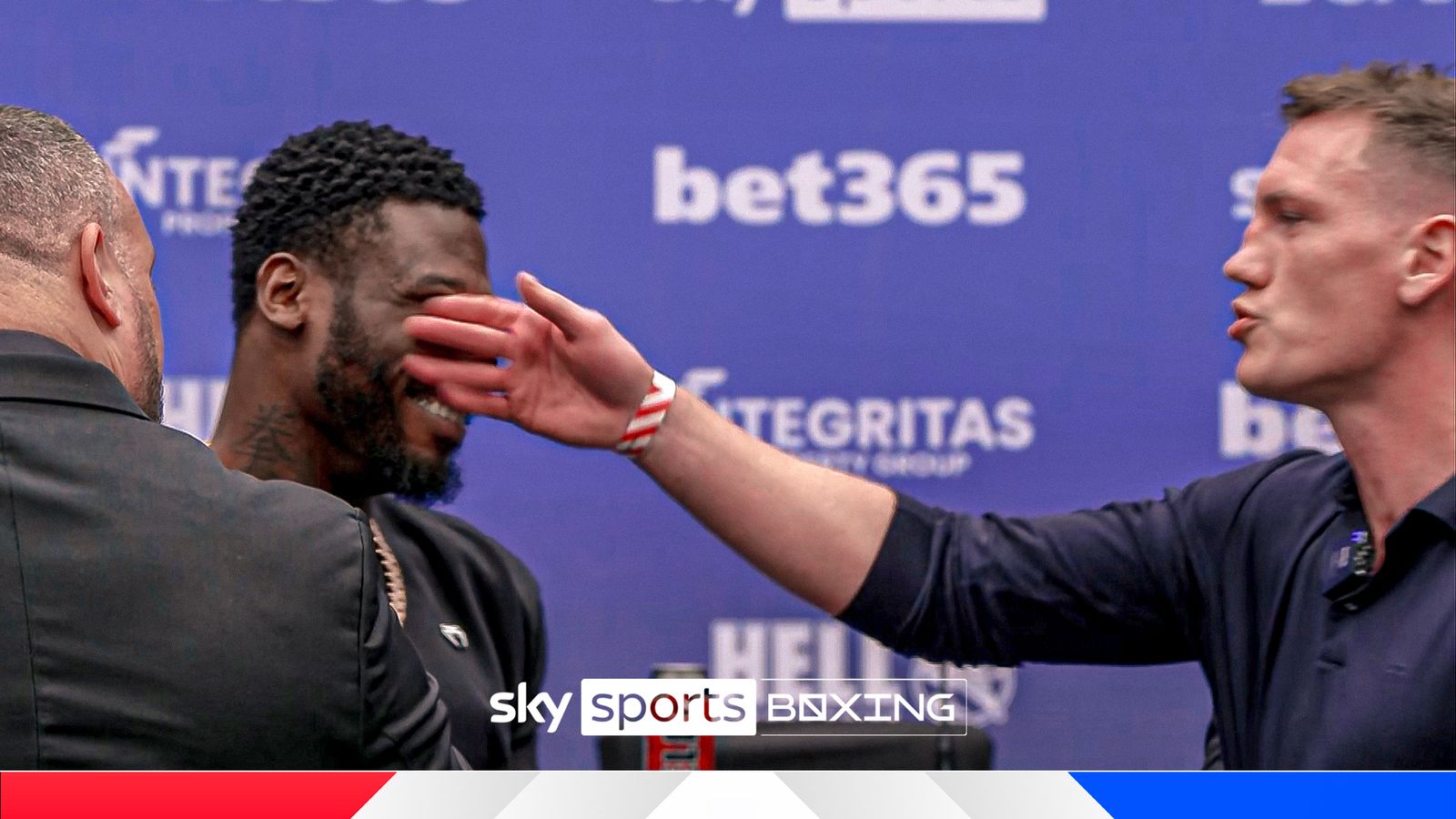 Isaac Chamberlain vs Jack Massey presser gets heated! | 'He's a clown ...