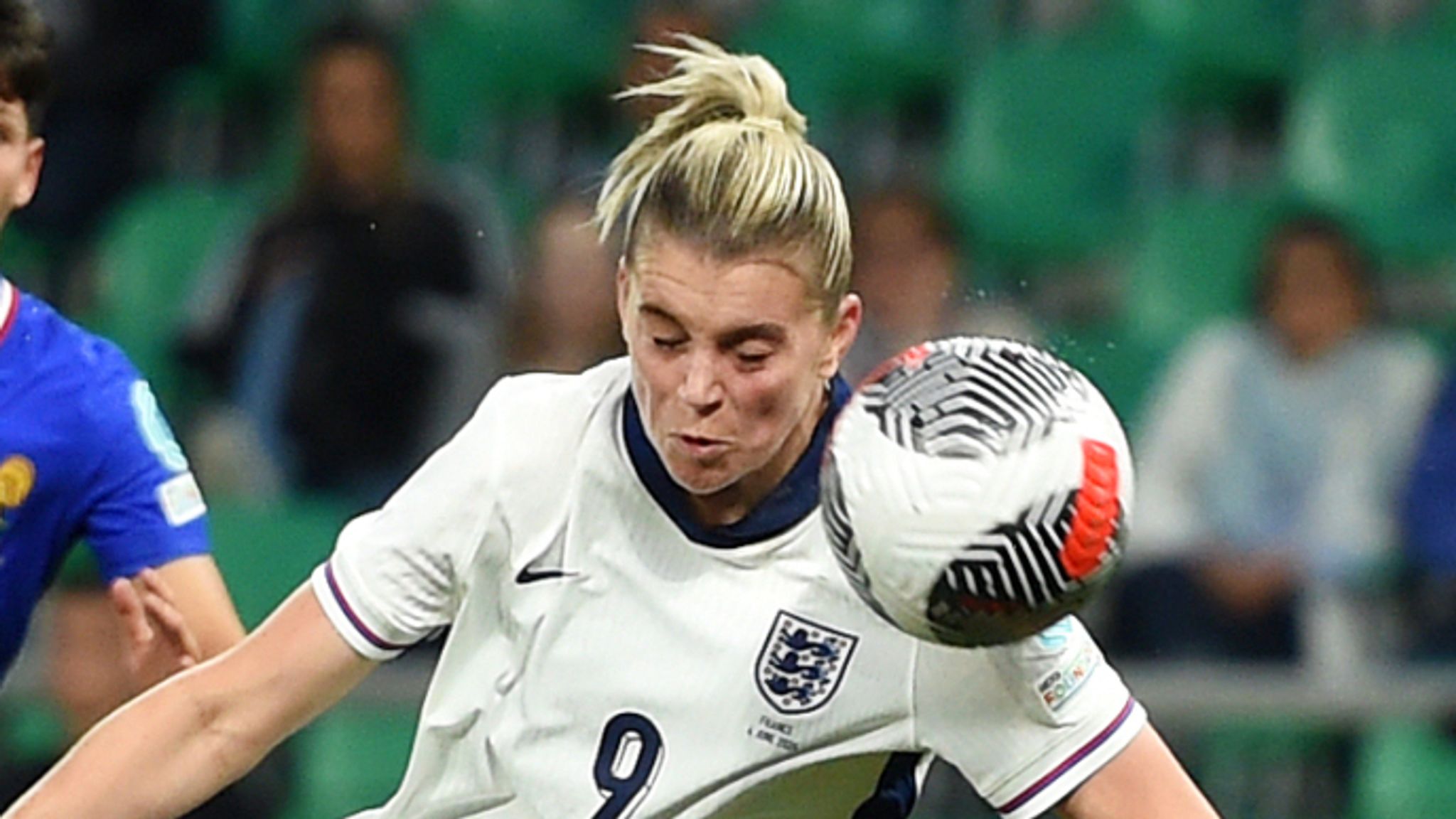 France Women 1 - 2 England Women - Match Report & Highlights