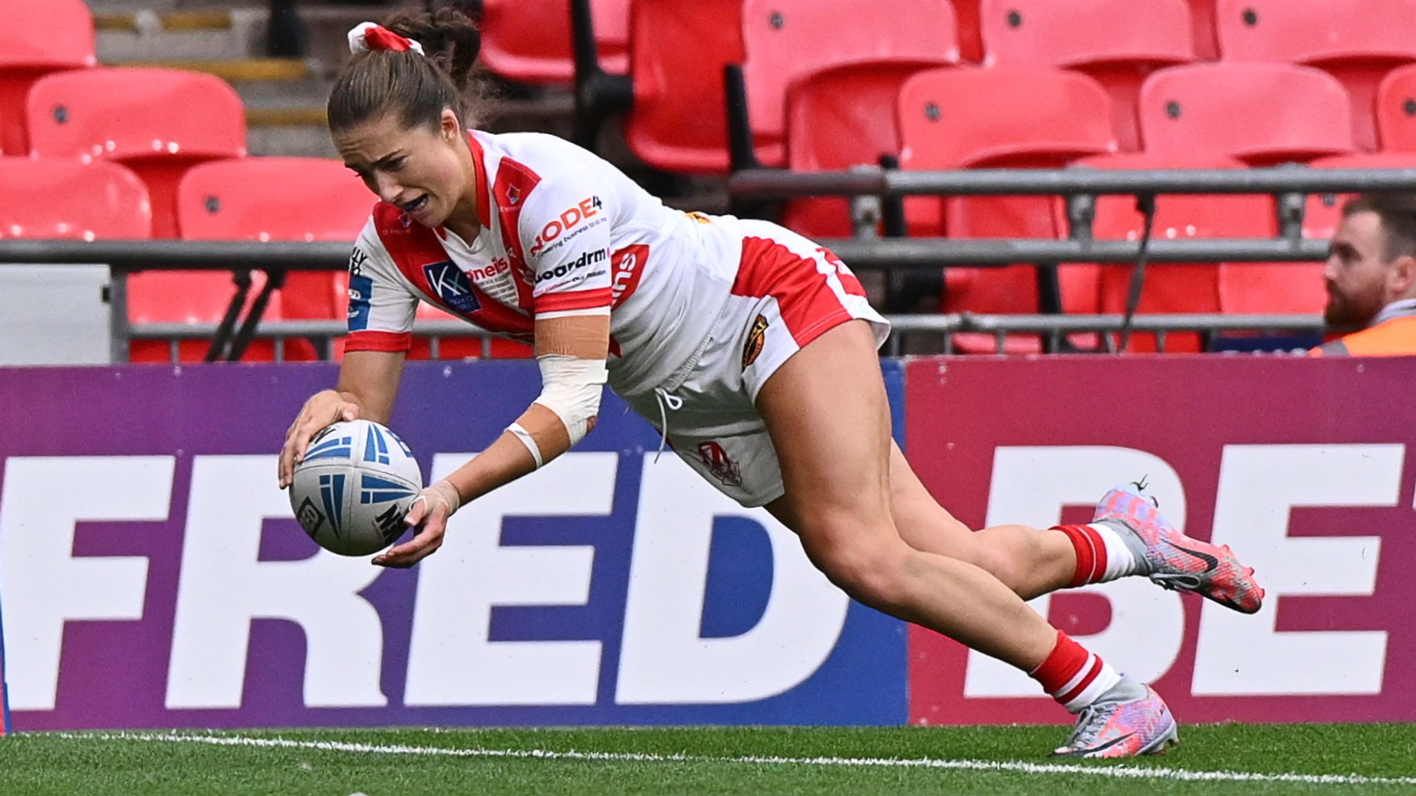 Challenge Cup final: St Helens winger Phoebe Hook's cross-code switch pays off as Wembley ...