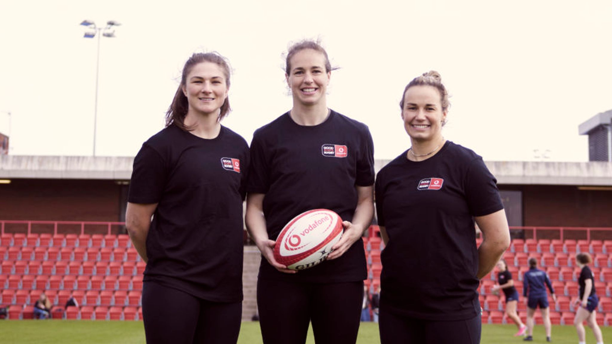 Emily Scarratt: Red Roses star aims to share rugby wisdom by mentoring ...