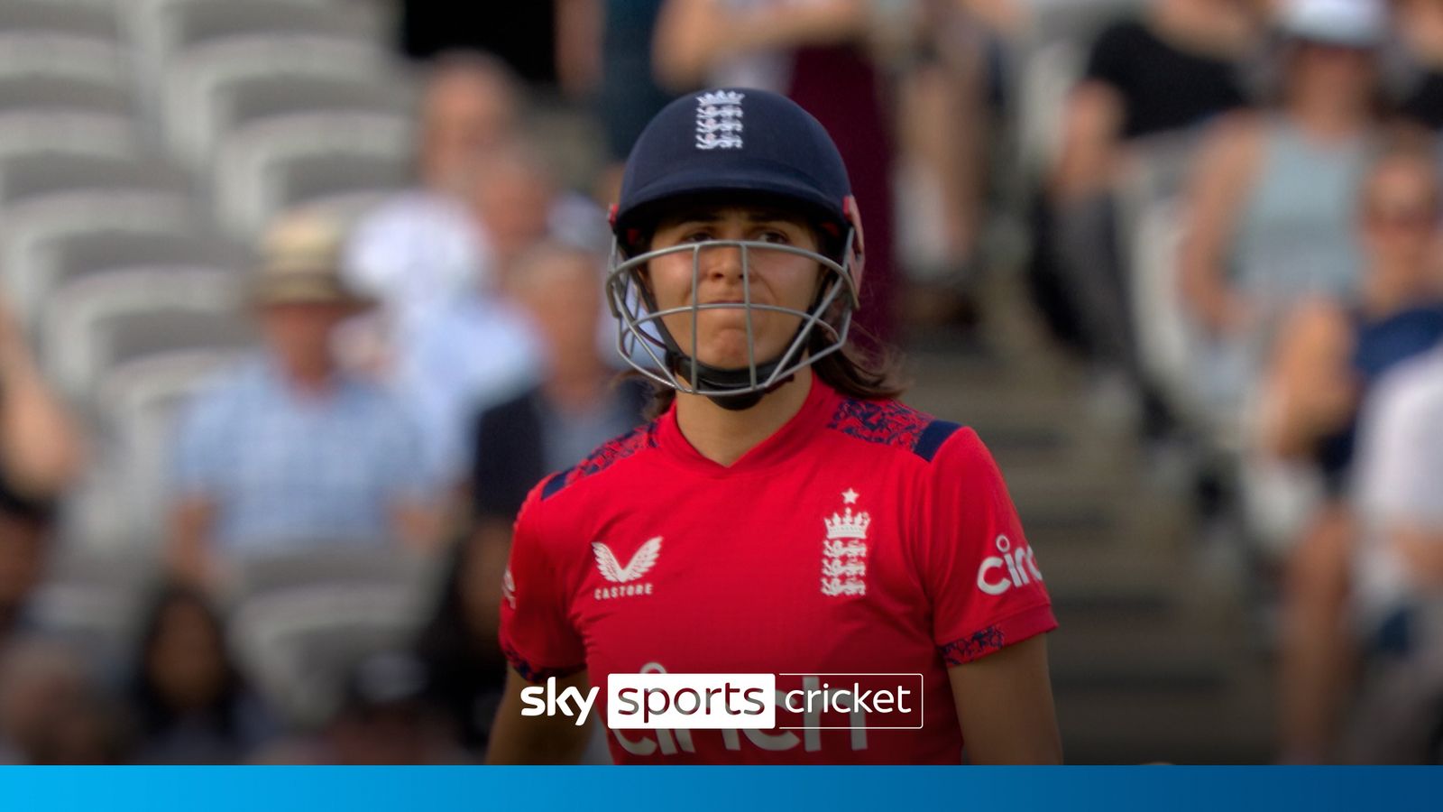 'Both openers back in the hutch!' | Fran Jonas claims second wicket ...