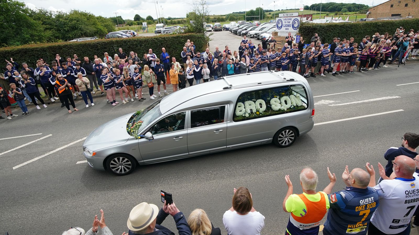 The funeral of Rob Burrow takes place in Yorkshire | Rugby League News ...