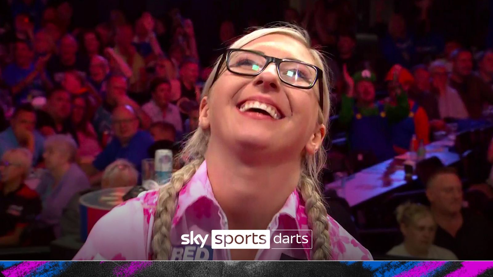 Fallon Sherrock shines with 129 checkout | Darts News | Sky Sports
