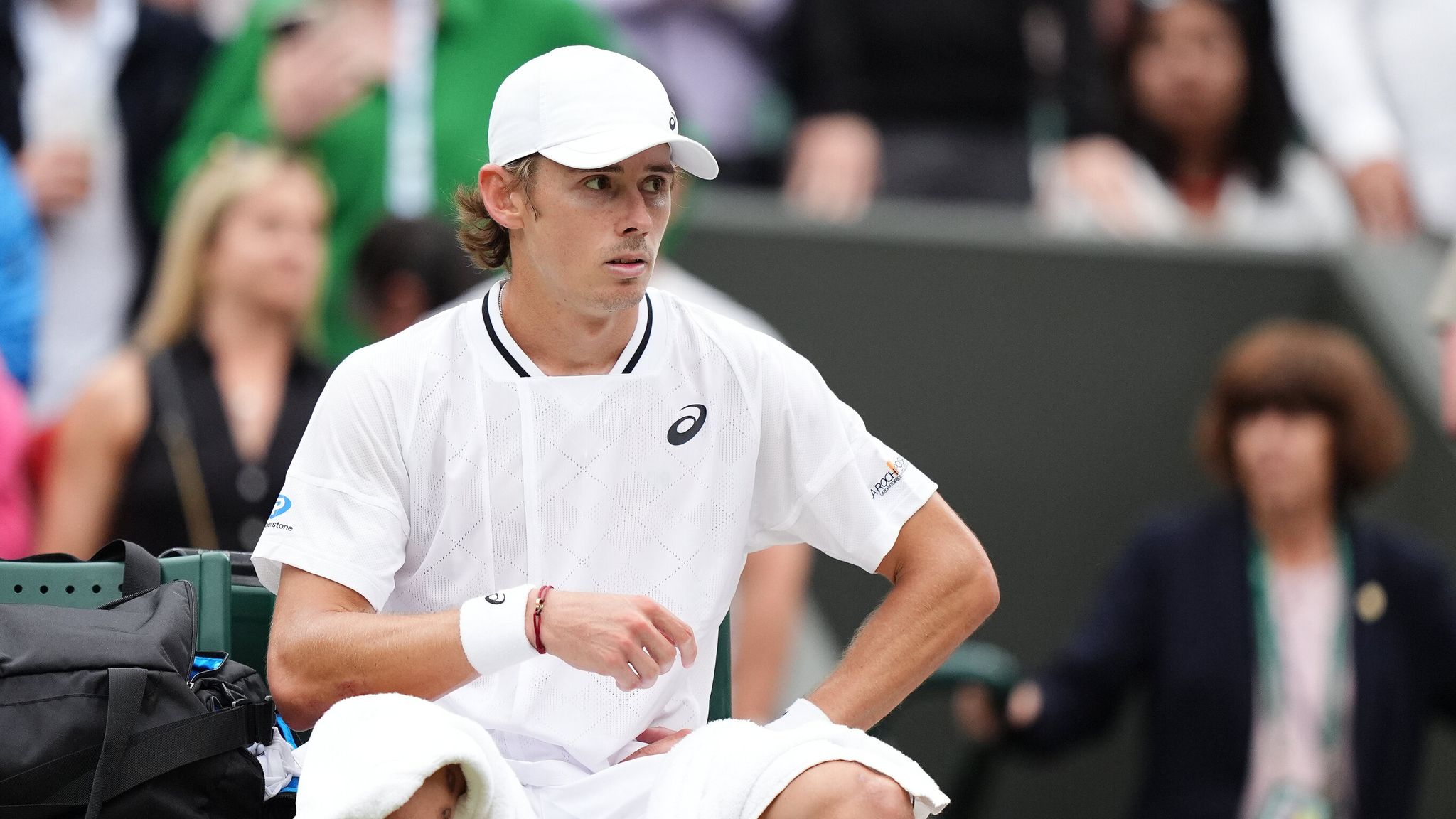 Novak Djokovic sees off Holger Rune to make Wimbledon quarter-finals as Alexander Zverev knocked ...