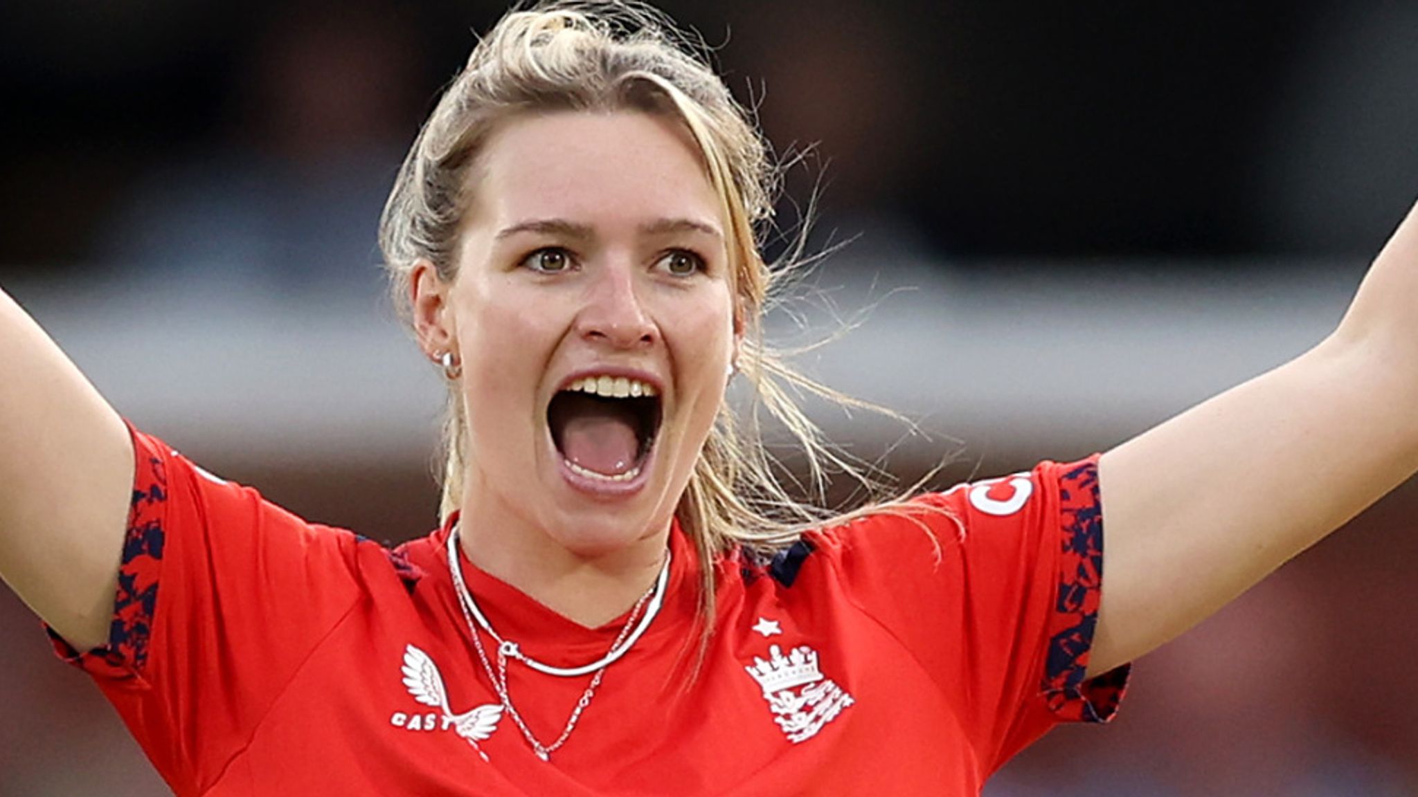 Women's Premier League auction: Heather Knight, Lauren Bell and Lauren ...