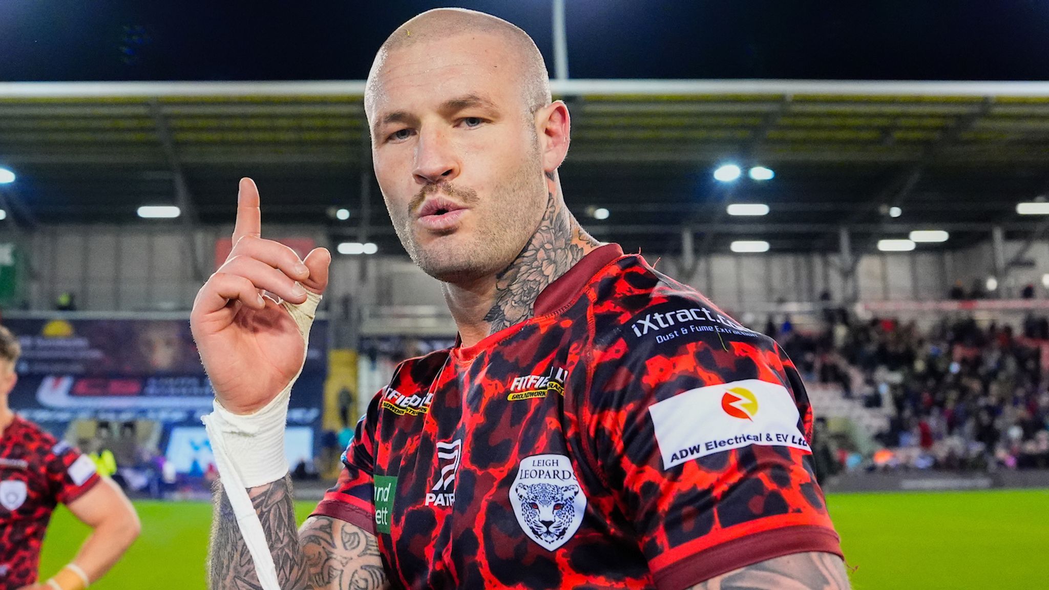 Zak Hardaker to join Hull FC for 2025 season from Leigh Leopards ...