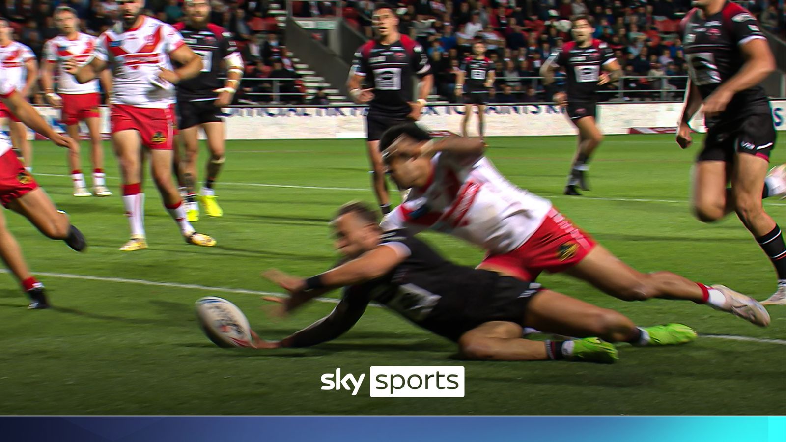 Video ref awards Salford Red Devils' Chris Hankinson fingertip try ...