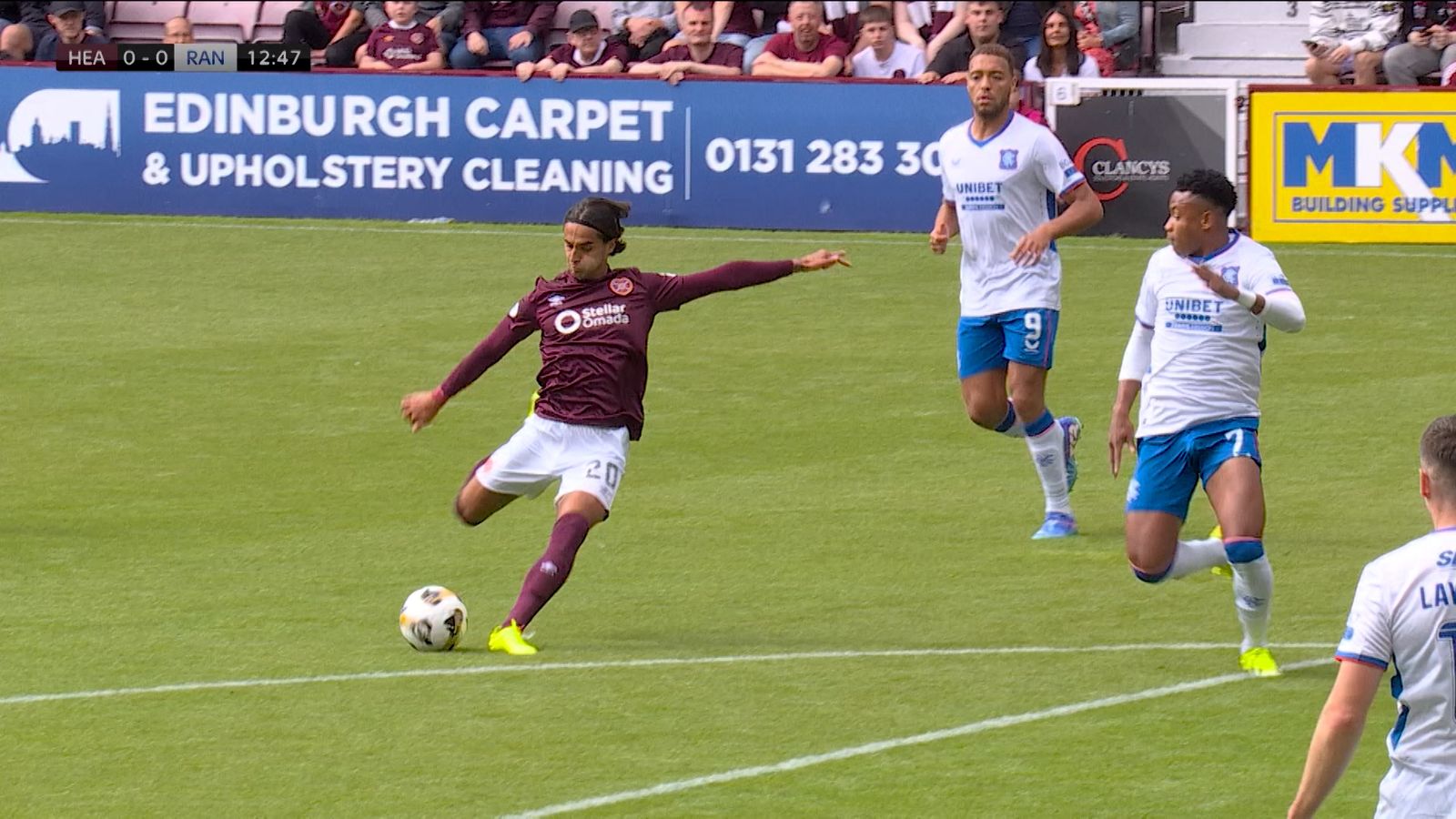 Yan Dhanda hits bar after bright Hearts start vs Rangers | Football ...