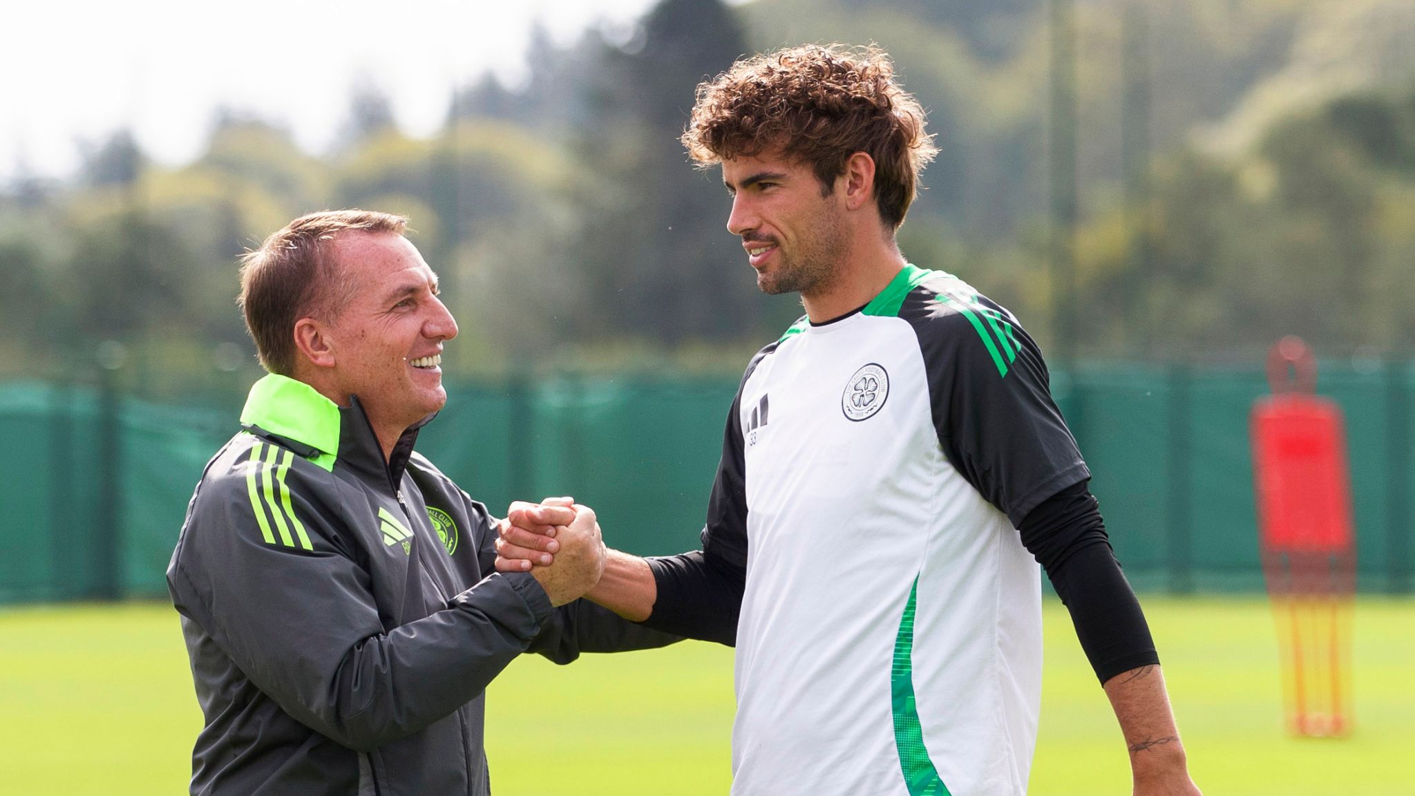 Mats Hummels: Brighton make contact with former Borussia Dortmund ...