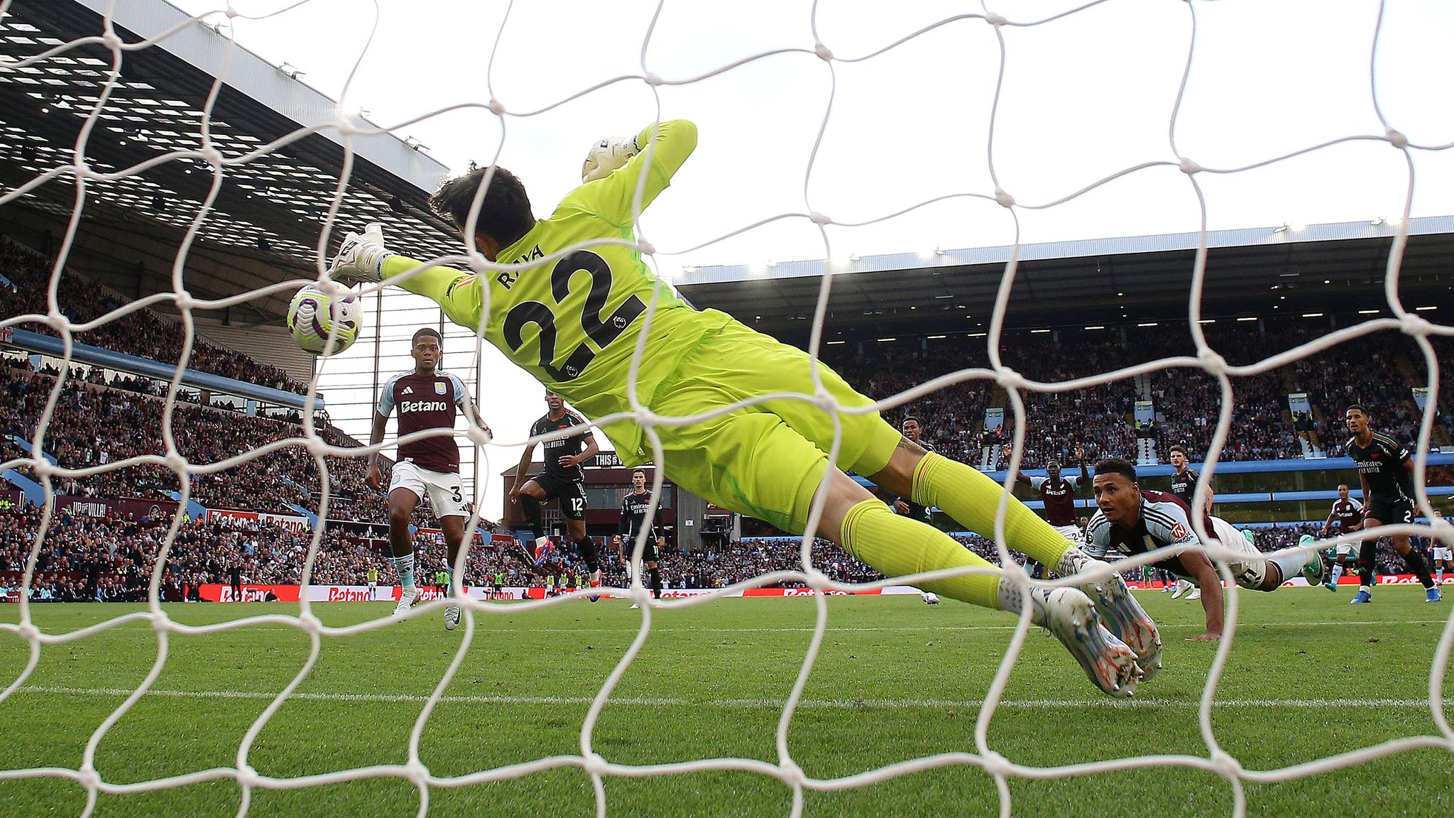 Aston Villa 0 - 2 Arsenal - Match Report & Highlights