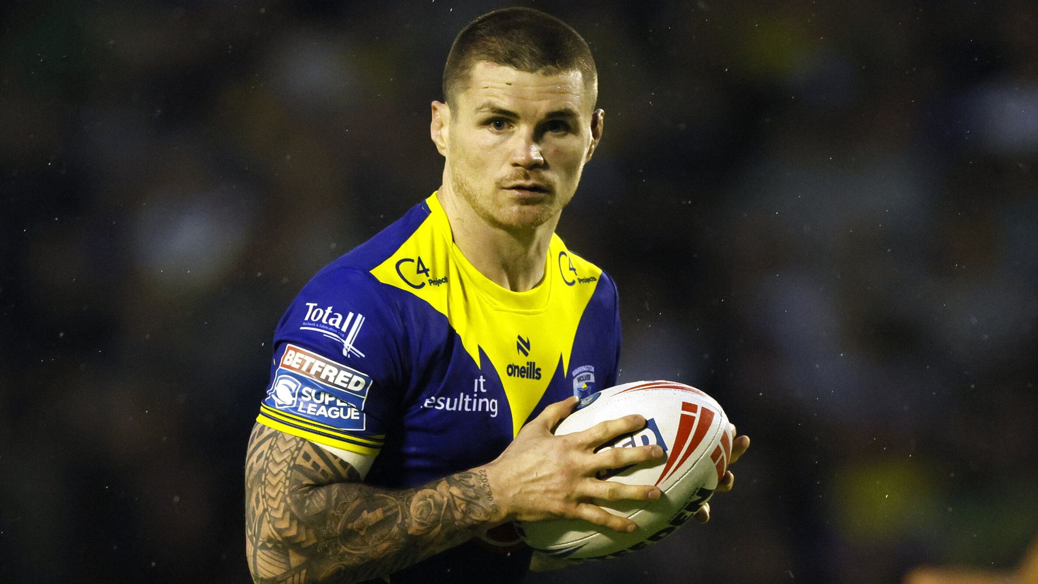 Warrington Wolves 4-22 Hull KR: Robins go top of Super League with ...