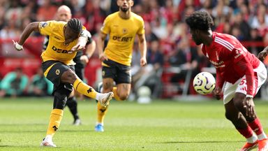 Nottingham Forest 1-1 Wolves: Jean-Ricner Bellegarde stunner earns ...