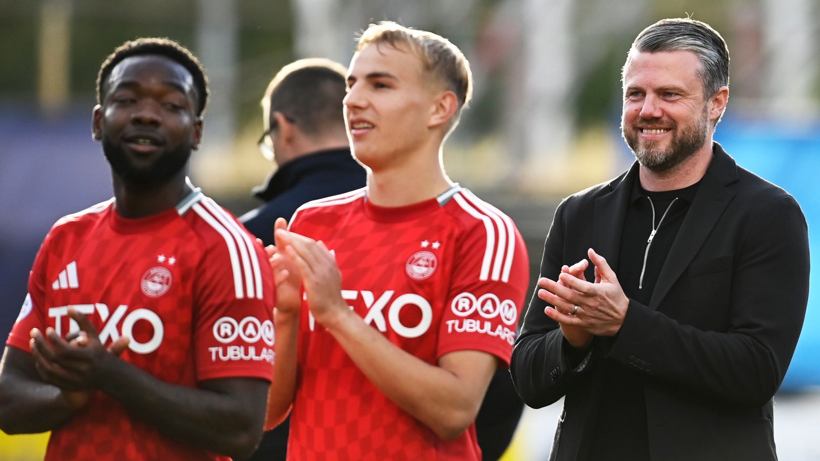 Dundee 1-2 Aberdeen: Kevin Nisbet and Topi Keskinen on target as ...