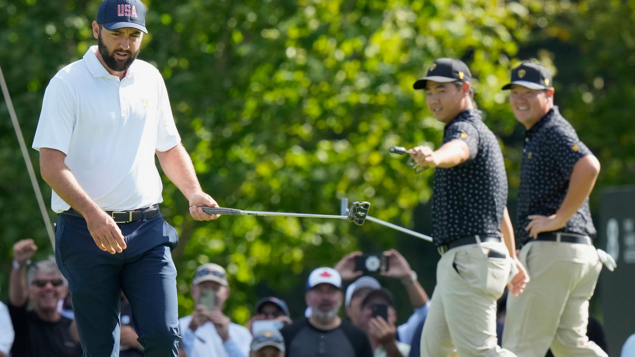Presidents Cup: Team USA secure 5-0 fourballs clean sweep after Scottie ...