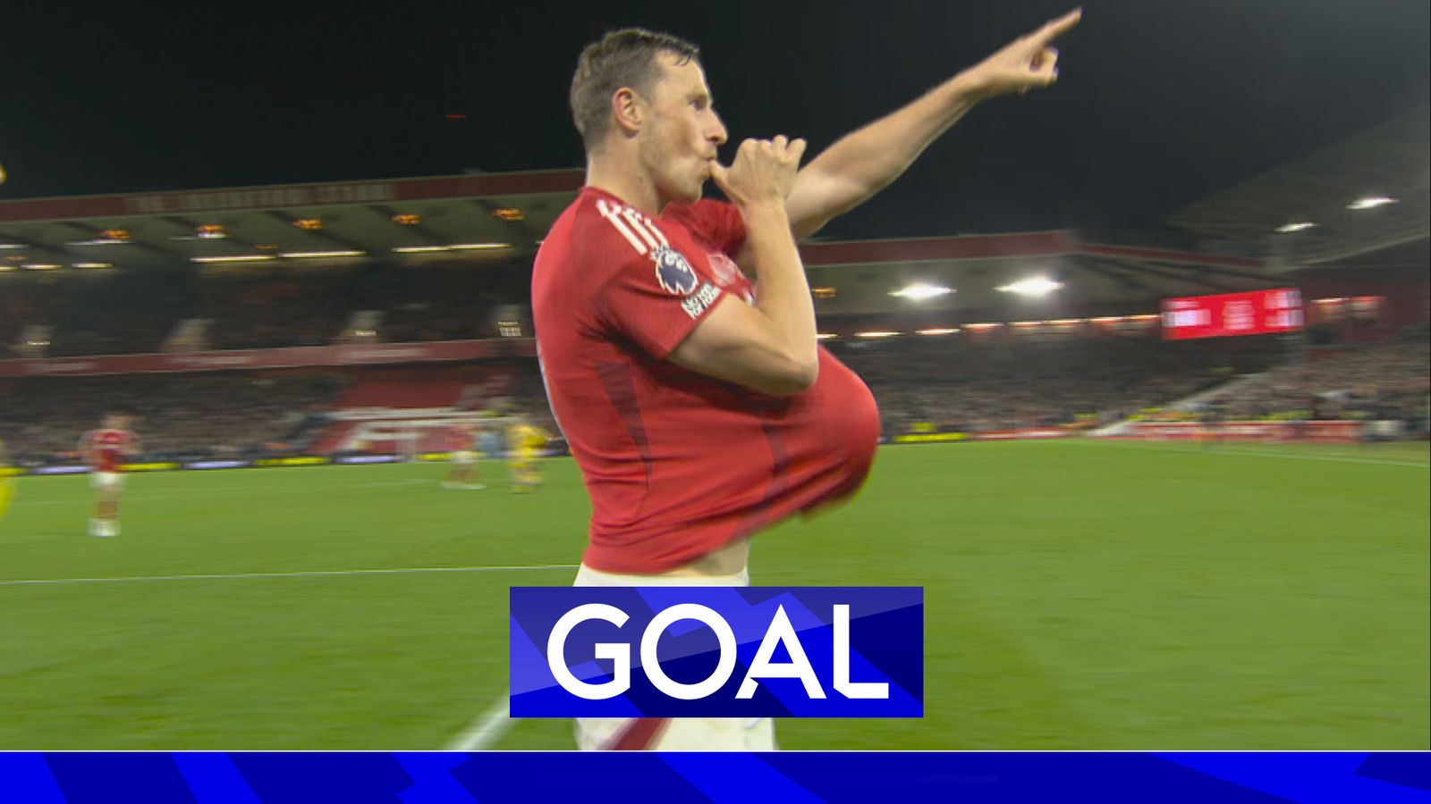 Chris Wood opens the scoring for Nottingham Forest against Crystal ...