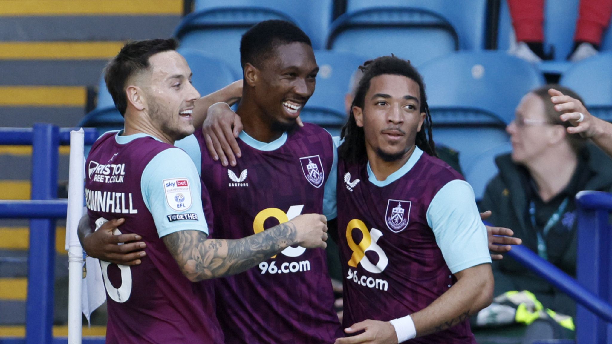 Sheff Wed 0 - 2 Burnley - Match Report & Highlights