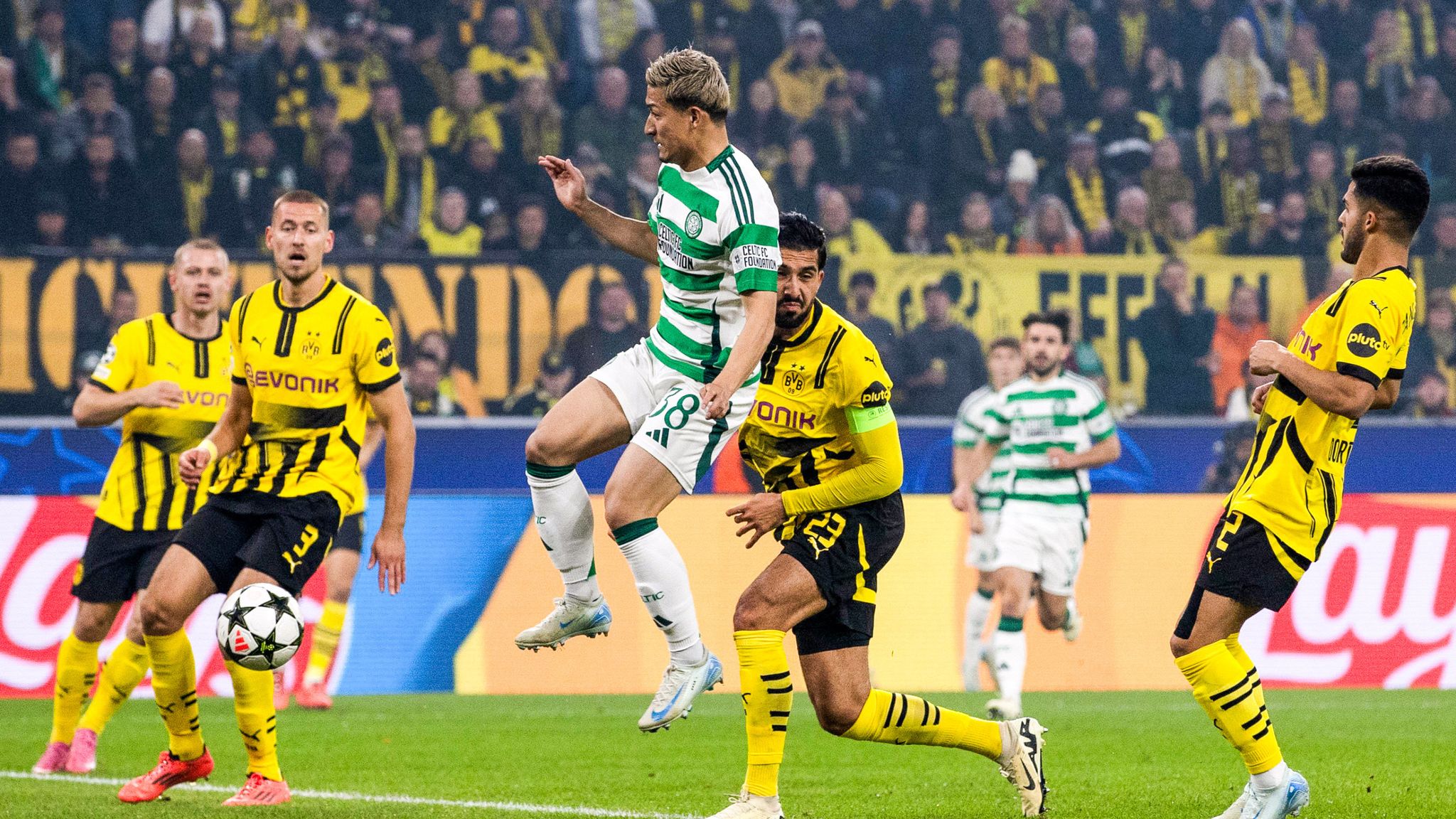 Dortmund 7 - 1 Celtic - Match Report & Highlights