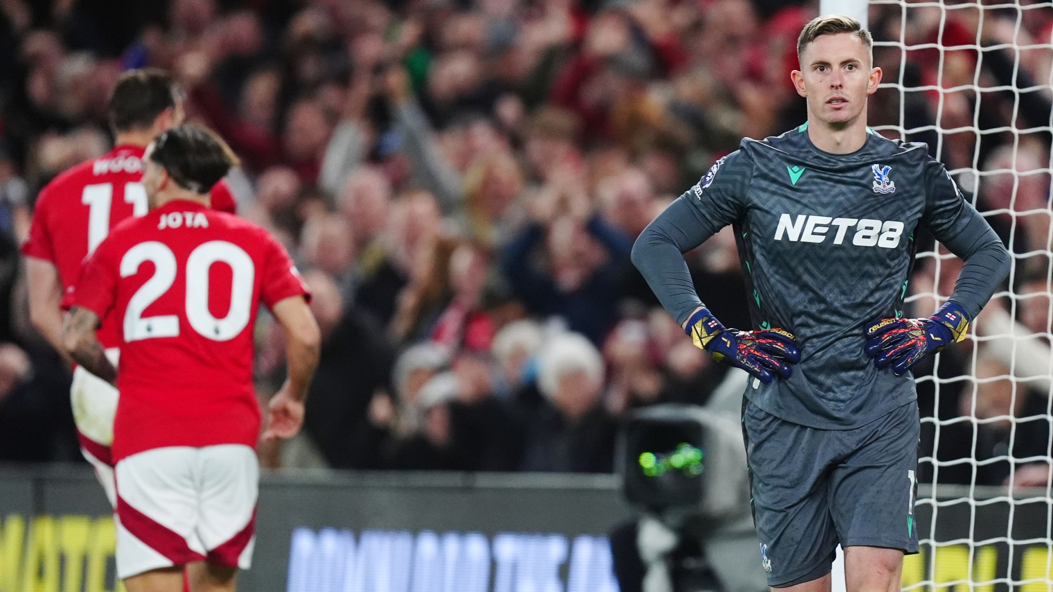 Nottingham Forest 1-0 Crystal Palace: Chris Wood benefits from Dean Henderson mistake to ensure ...