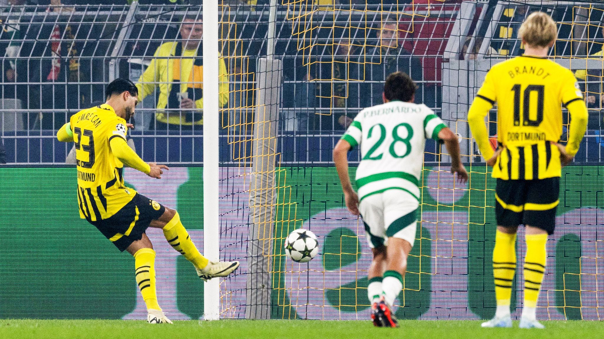 Borussia Dortmund 7-1 Celtic: Hoops humbled by Bundesliga side in ...