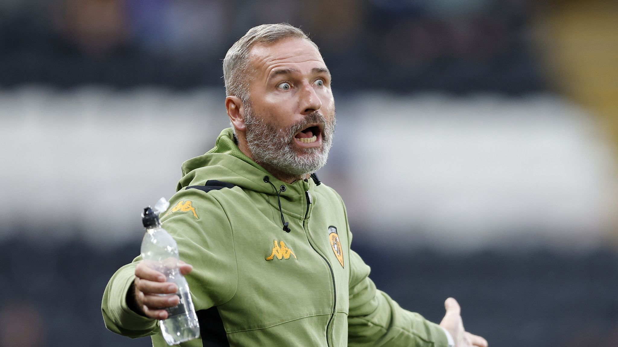 Tim Walter interview: Hull City boss on his dugout demeanour, team ...