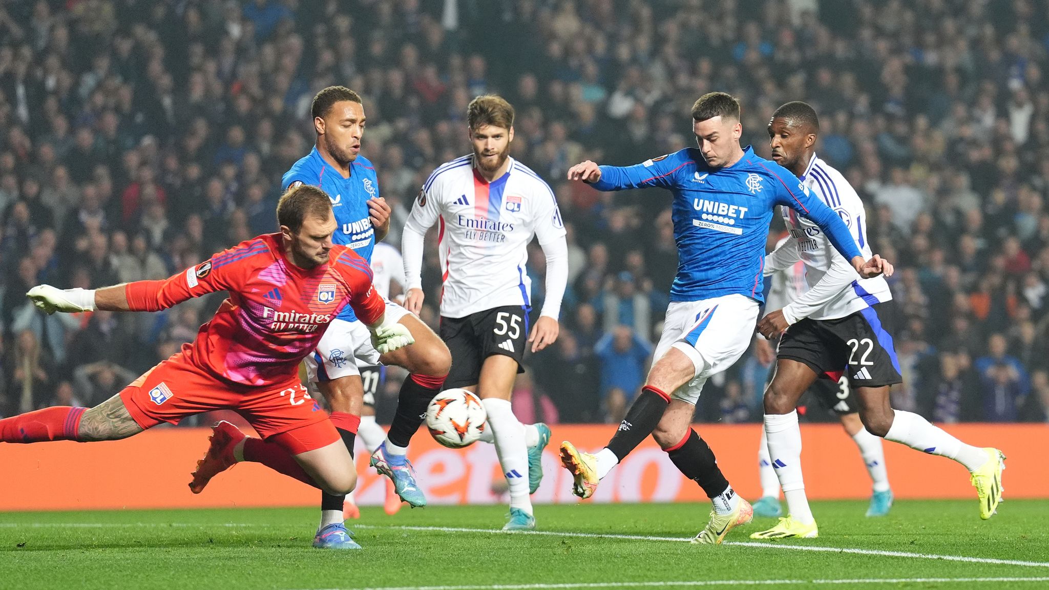 Rangers 1 - 4 Lyon - Match Report & Highlights