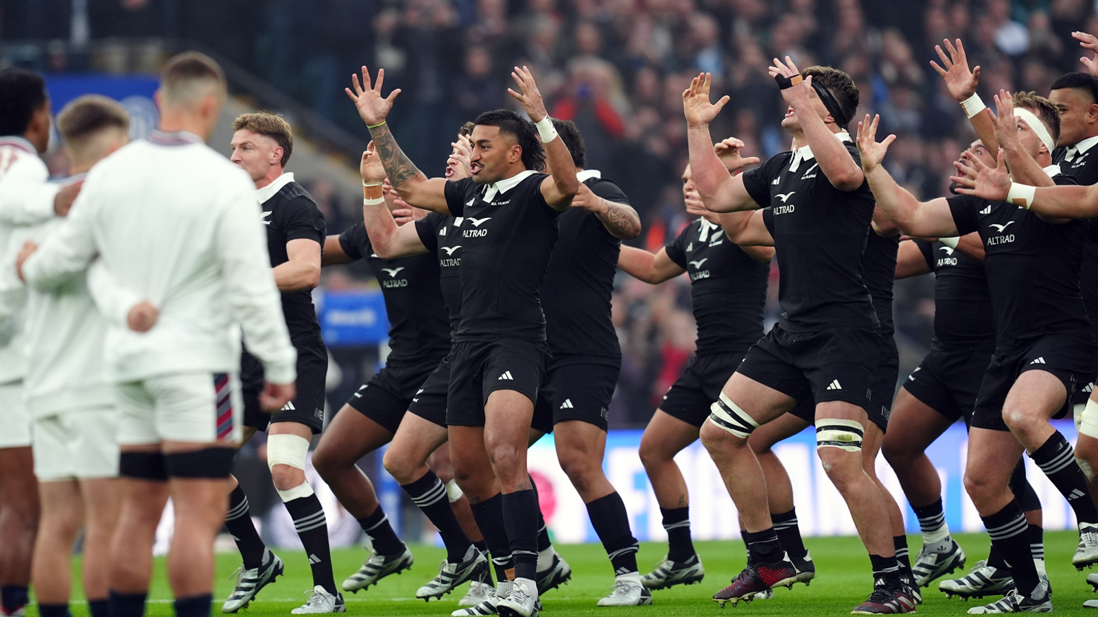 England 22-24 New Zealand: All Blacks edge thriller in dramatic ...