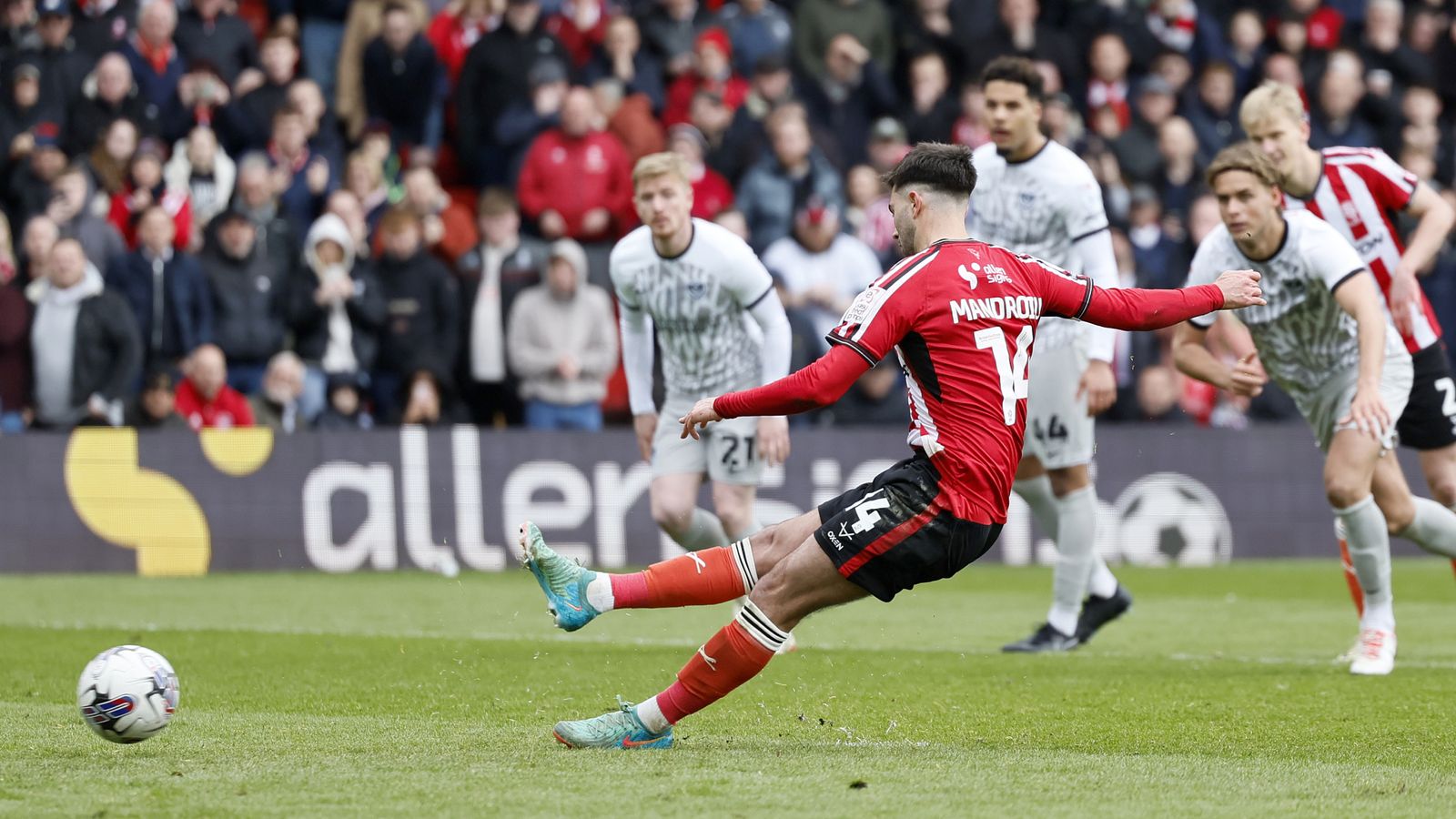 Michael Skubala interview: Lincoln City boss on learning through ...