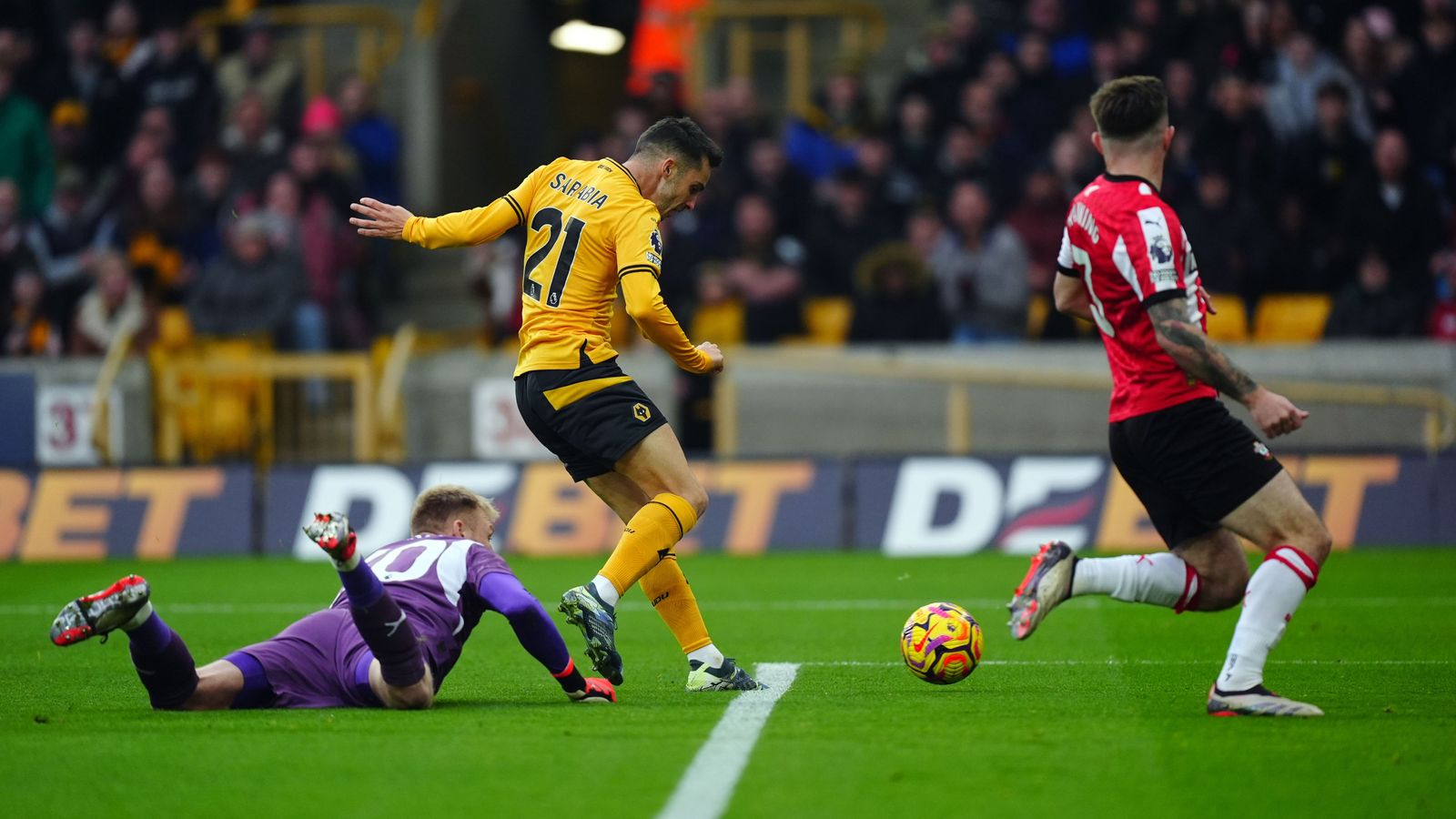 Wolves 2-0 Southampton: Matheus Cunha guides his side to first win of ...