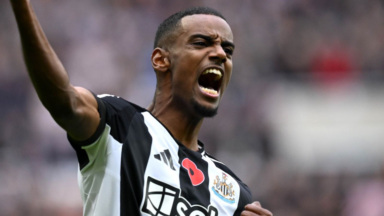 Newcastle 1-0 Arsenal: Alexander Isak header hands Mikel Arteta's side ...