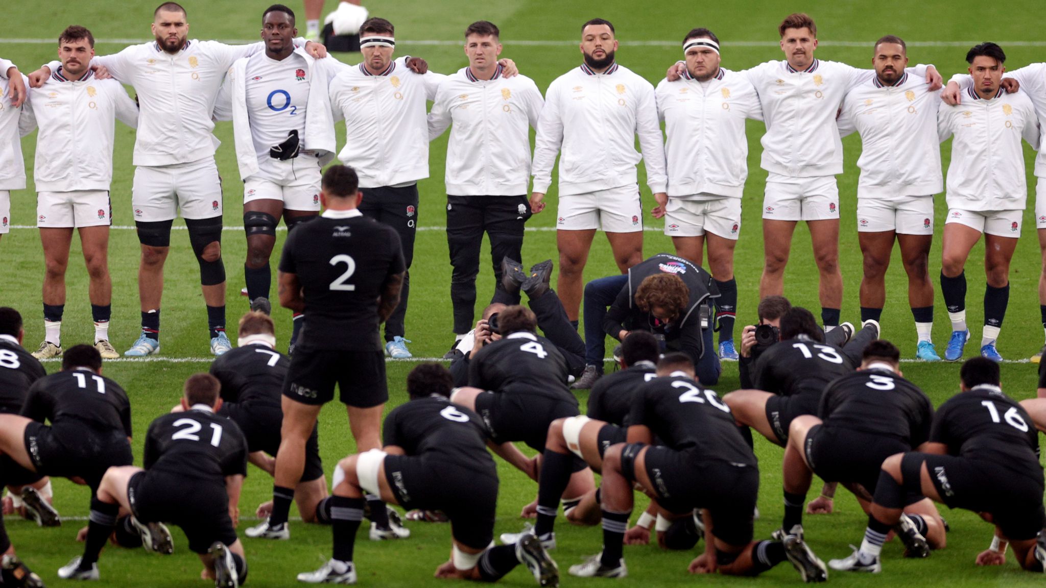 England 22-24 New Zealand: All Blacks edge thriller in dramatic ...
