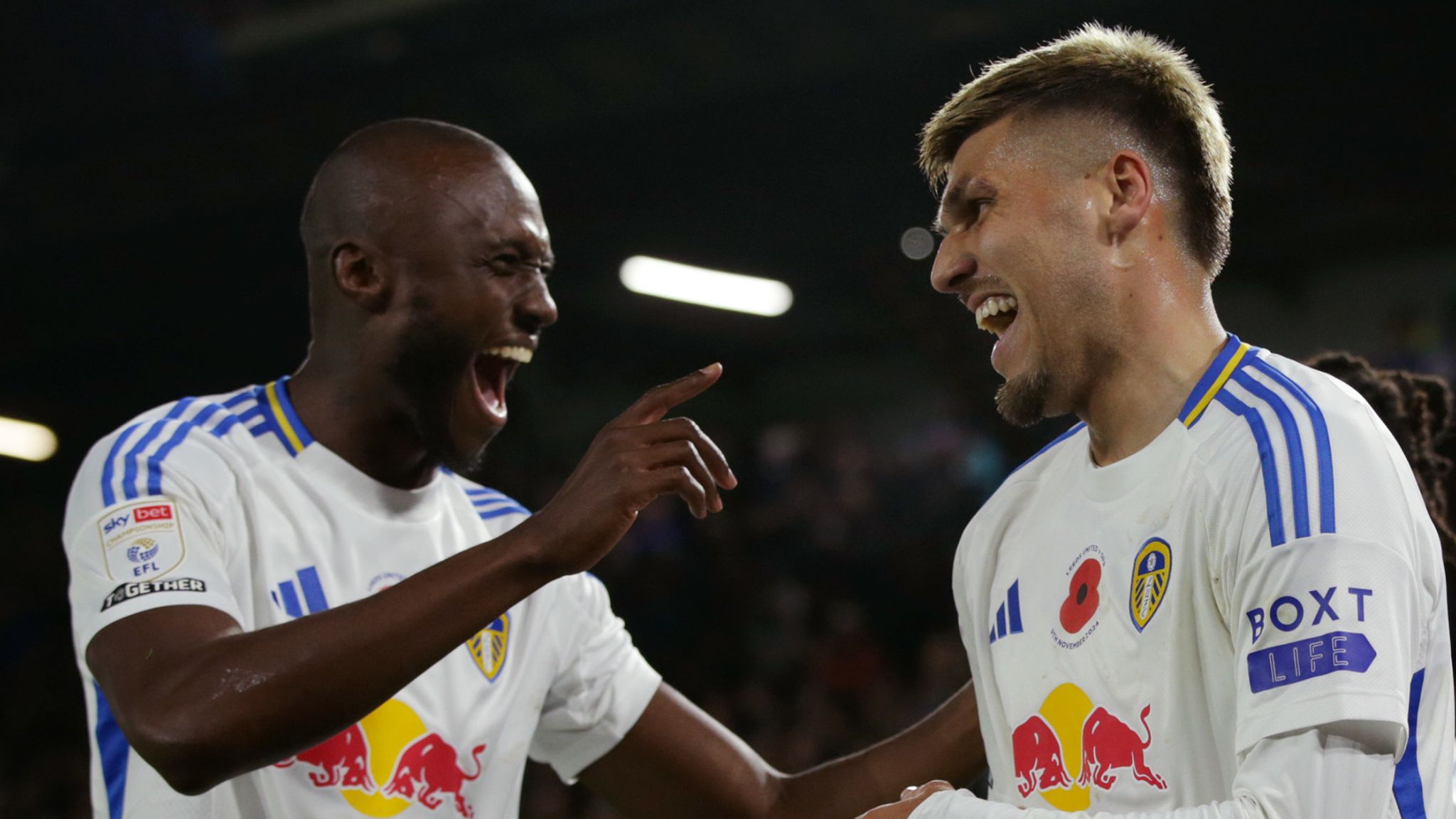 Leeds 2 - 0 QPR - Match Report & Highlights