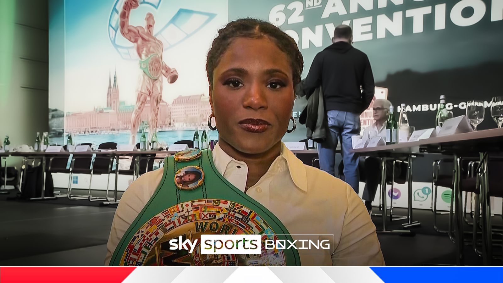 Caroline Dubois sends message to Terri Harper: 'Fight me. You'll lose ...