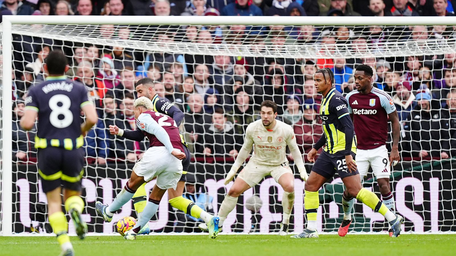 Aston Villa 2-1 Man City: Jhon Duran and Morgan Rogers win it for Villa ...