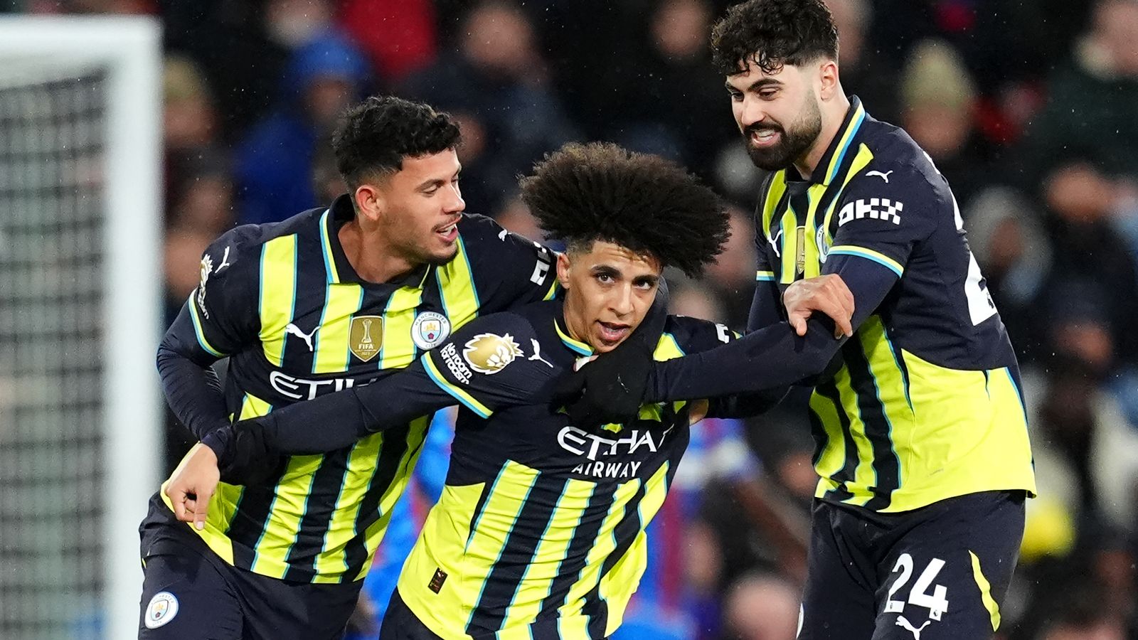 Crystal Palace vs Man City LIVE! Premier League team news, updates ...