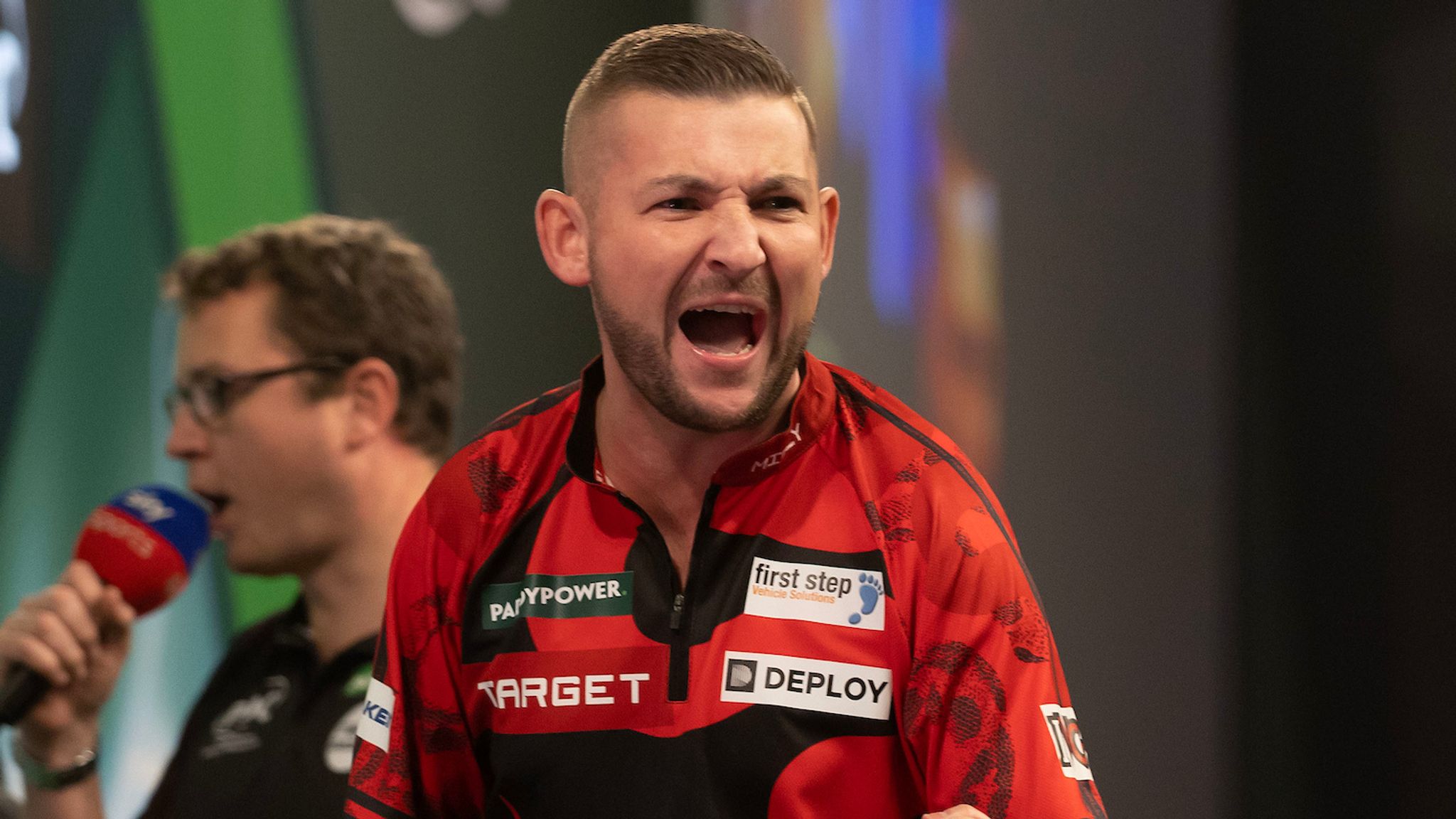 World Darts Championship: Nathan Aspinall wins 10 legs in a row against Ricardo Pietreczko to ...