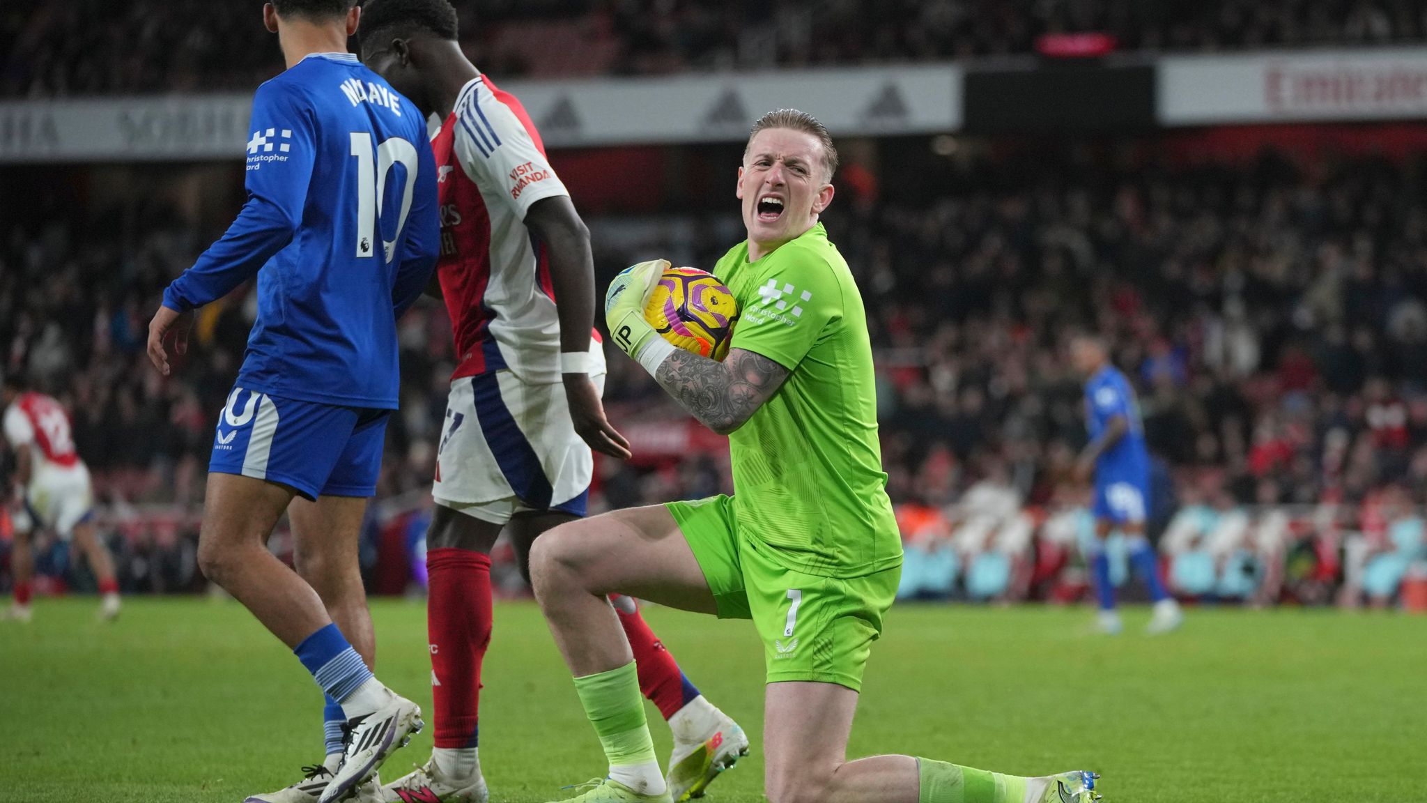 Arsenal 0-0 Everton: Gunners held by dogged Toffees as Jordan Pickford ...