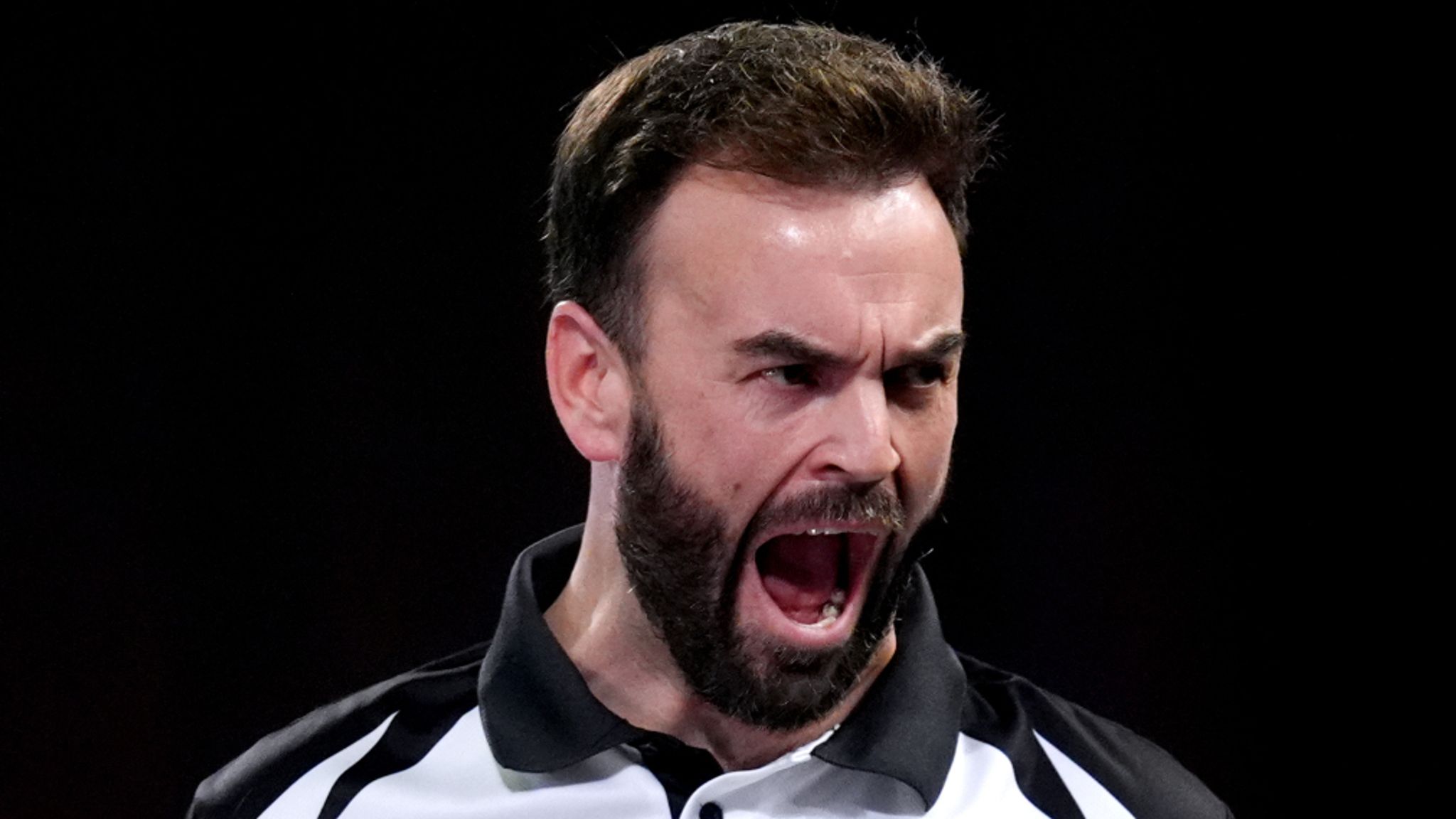 Ross Smith hits two nine-darters on way to Players Championship 16 win after Michael Van Gerwen ...