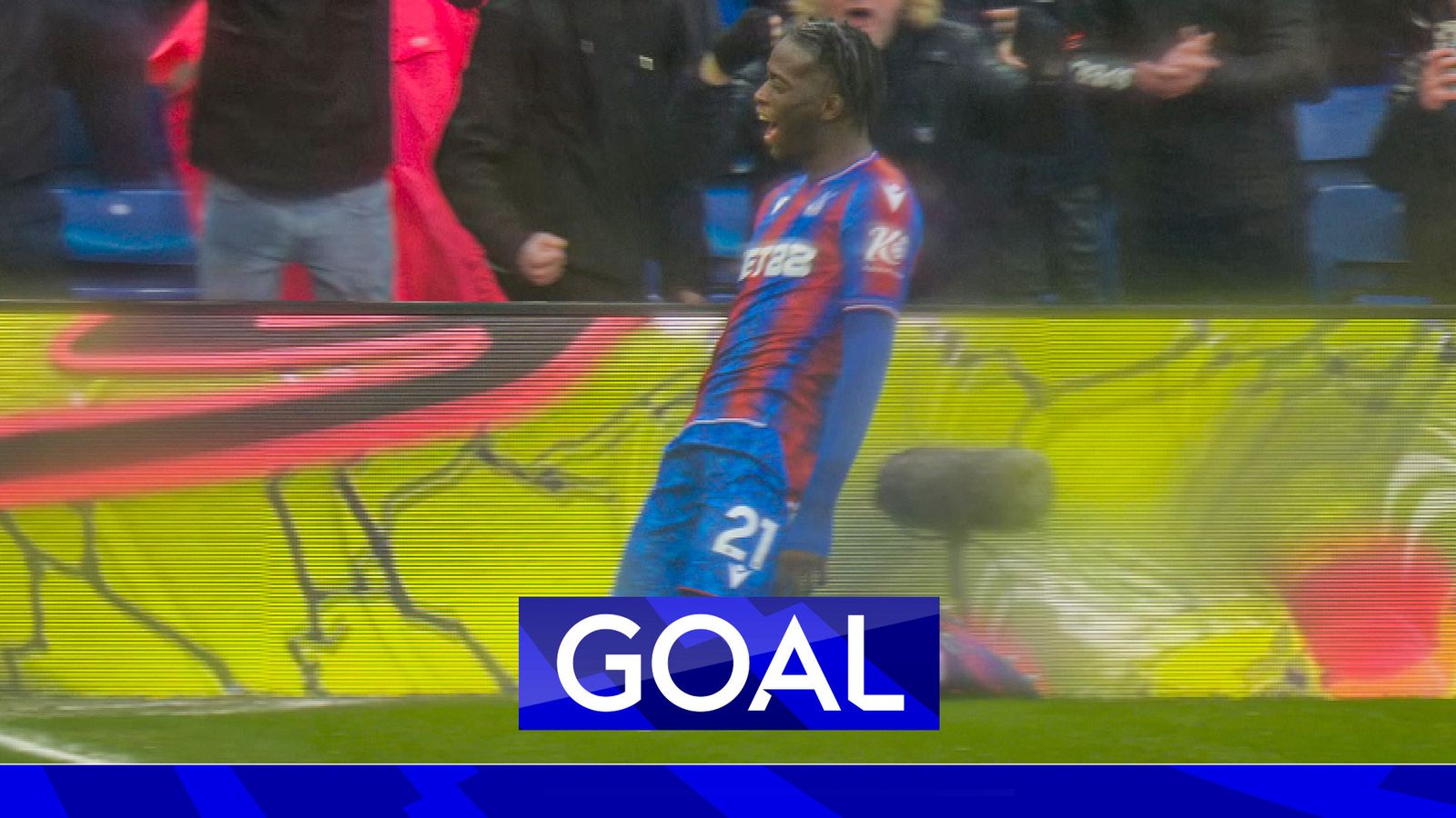 Crystal Palace v Brentford: Romain Esse pulls one back for Palace with ...