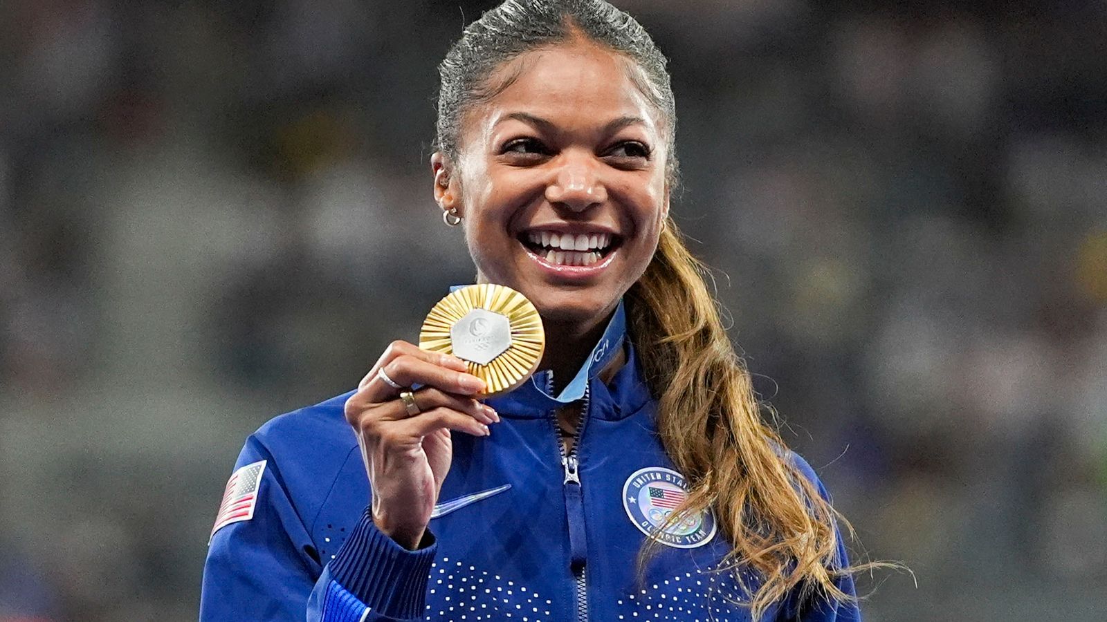 Gabby Thomas: Olympic 200m champion receives support from Coco Gauff ...