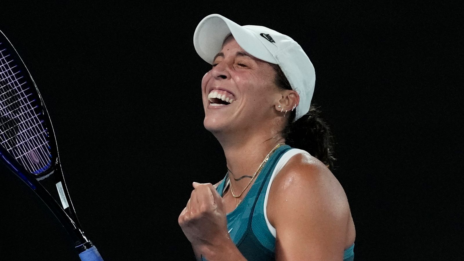 Australian Open: Madison Keys stuns Iga Swiatek in thrilling semi-final ...