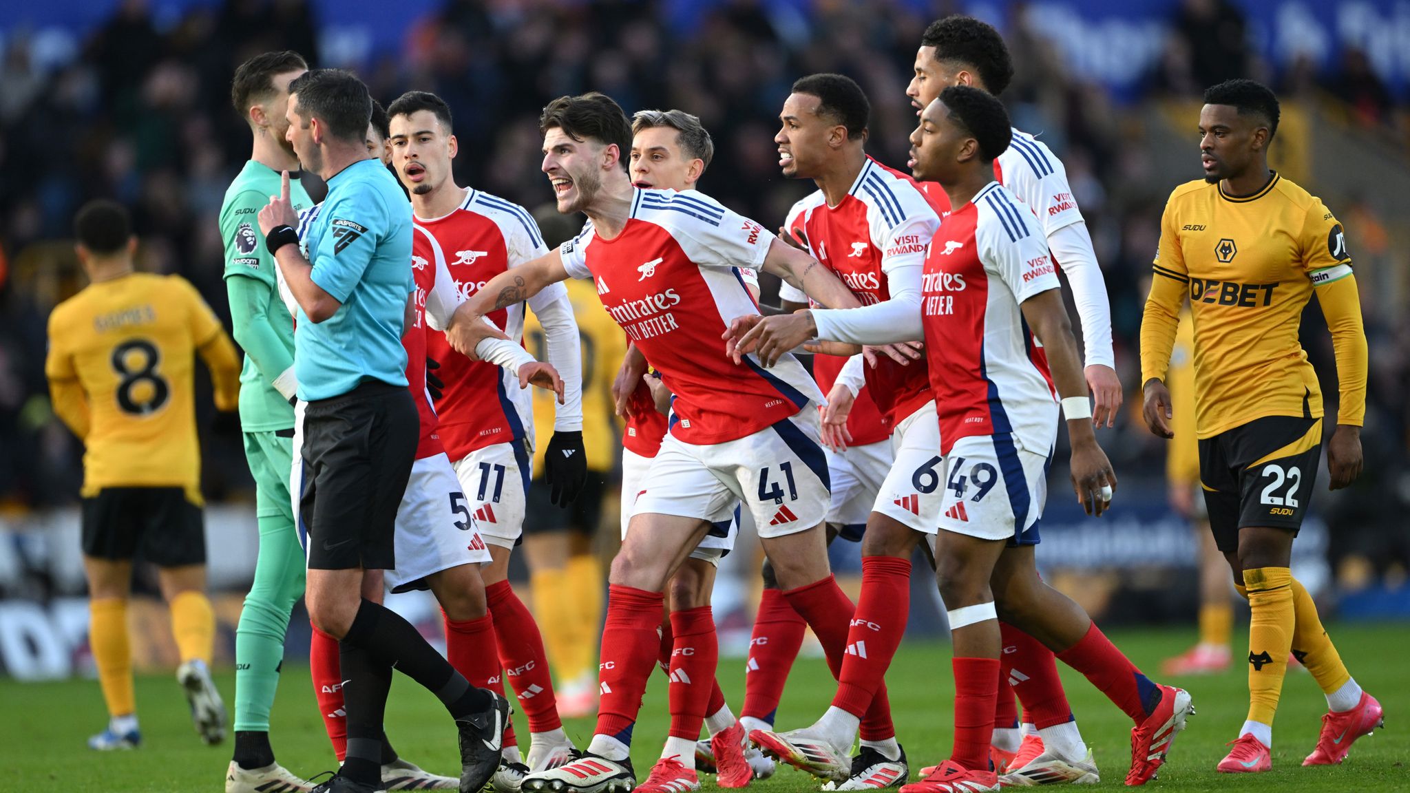 Wolves 0-1 Arsenal: Riccardo Calafiori scores winner as Gunners recover ...