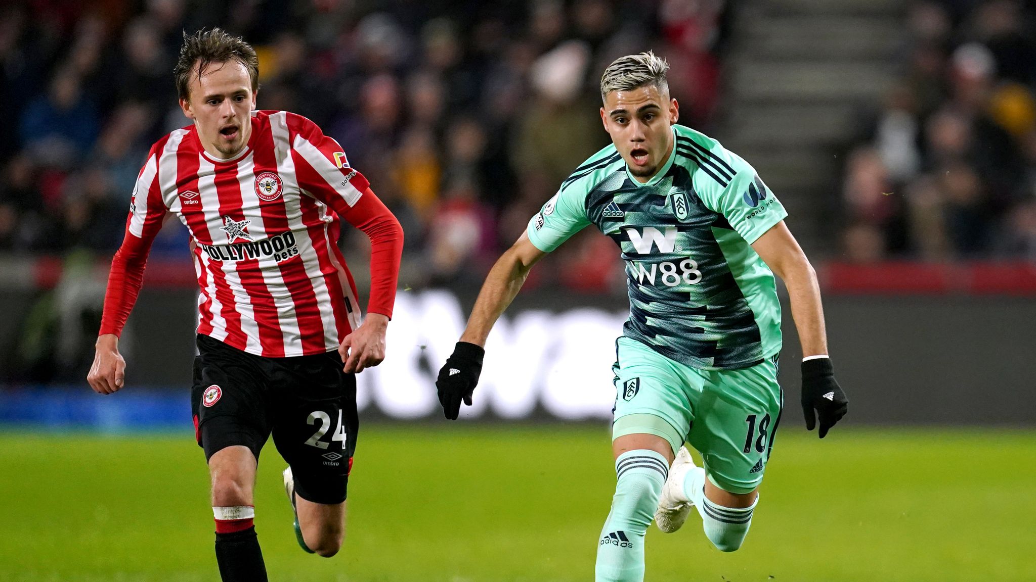 Mikkel Damsgaard: Brentford midfielder finally showing his worth after ...