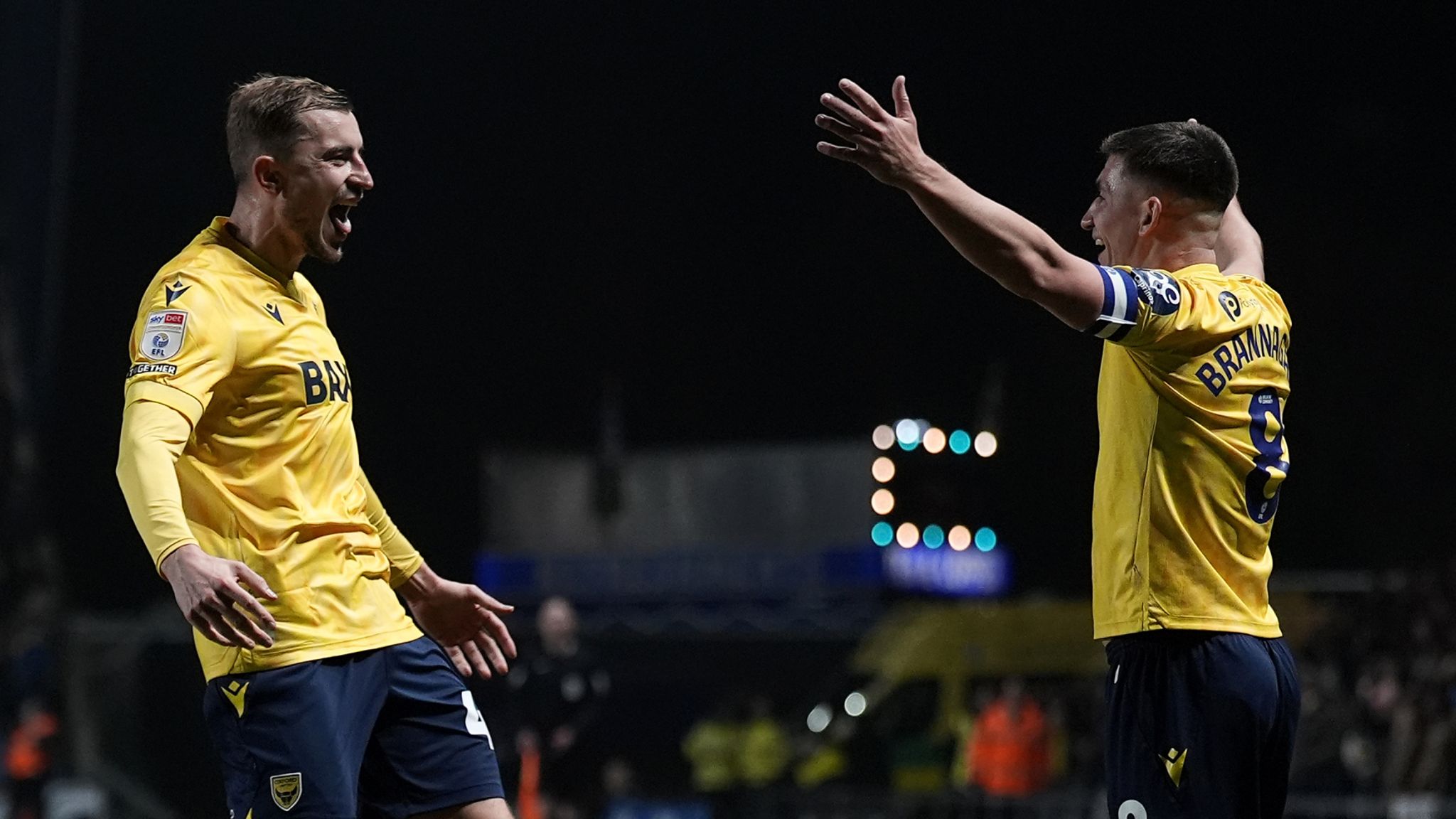 Oxford United 3-2 Luton Town: Greg Leigh heads winner in five-goal ...