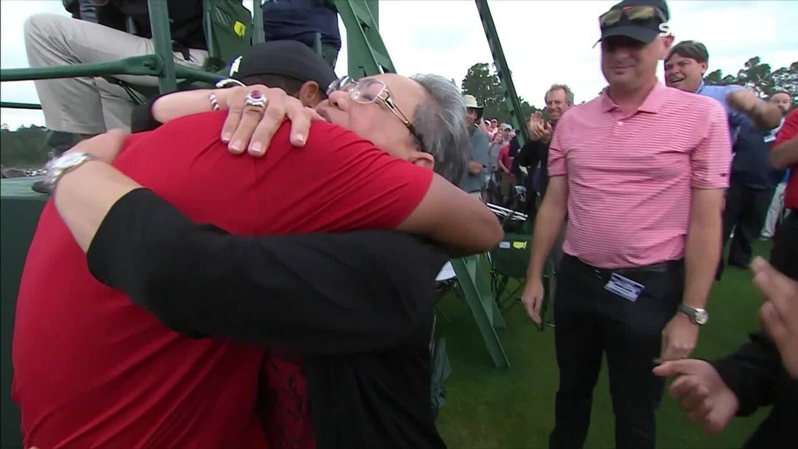 Tiger Woods pays an emotional tribute to his mother Kultida | Golf News ...