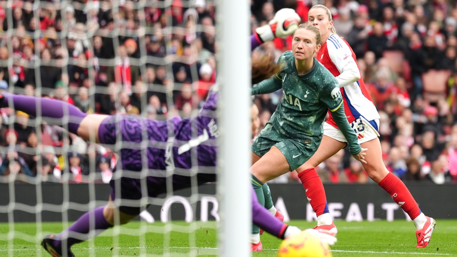 Women's Super League: Arsenal thrash Tottenham as Elisabeth Terland ...