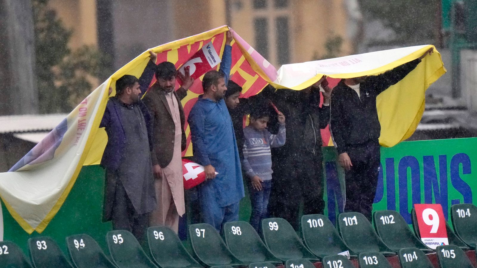 Champions Trophy: Pakistan vs Bangladesh abandoned after Rawalpindi ...