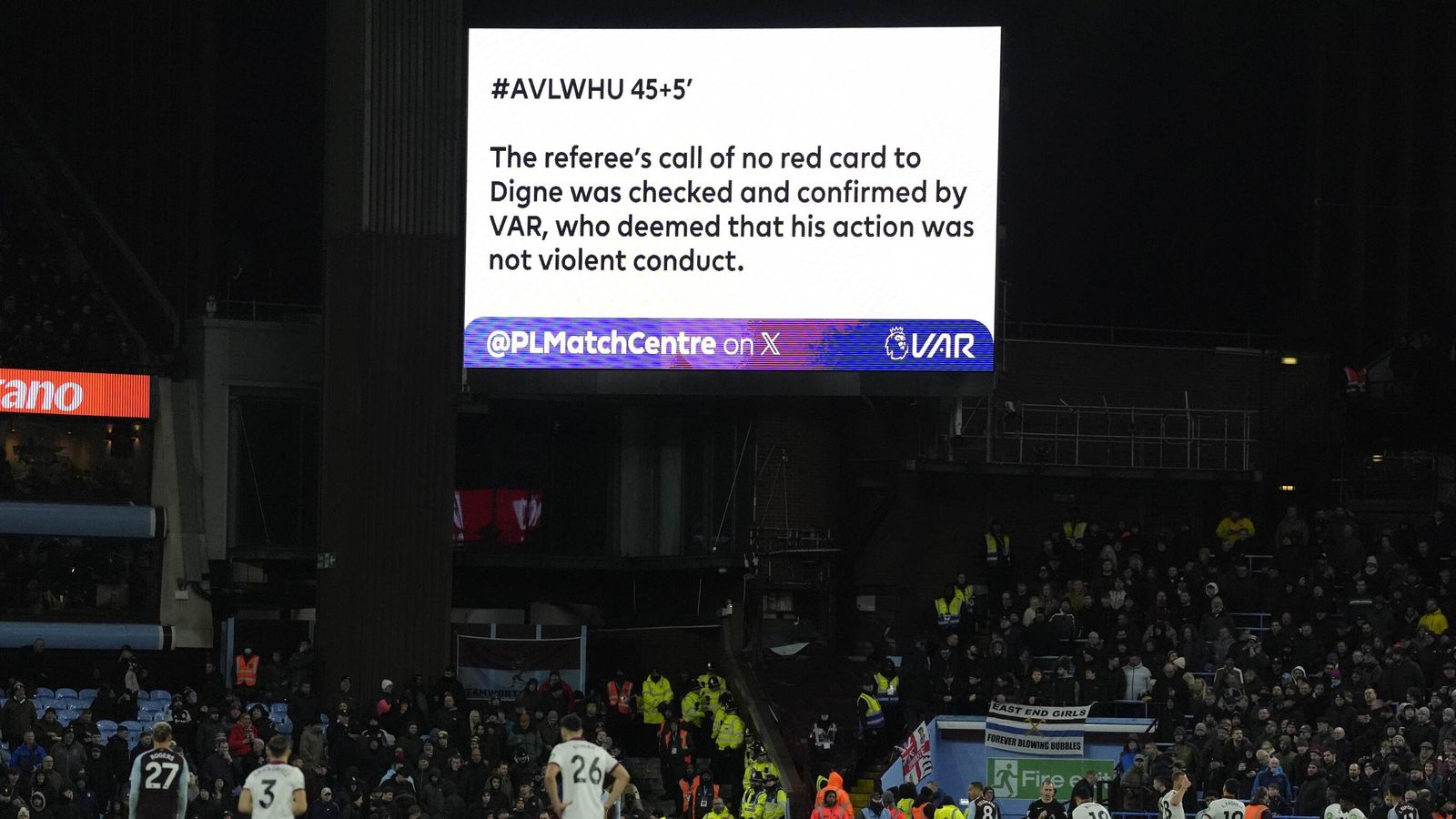 Premier League reveals plans for VAR announcements and semi-automated offside in matches ...
