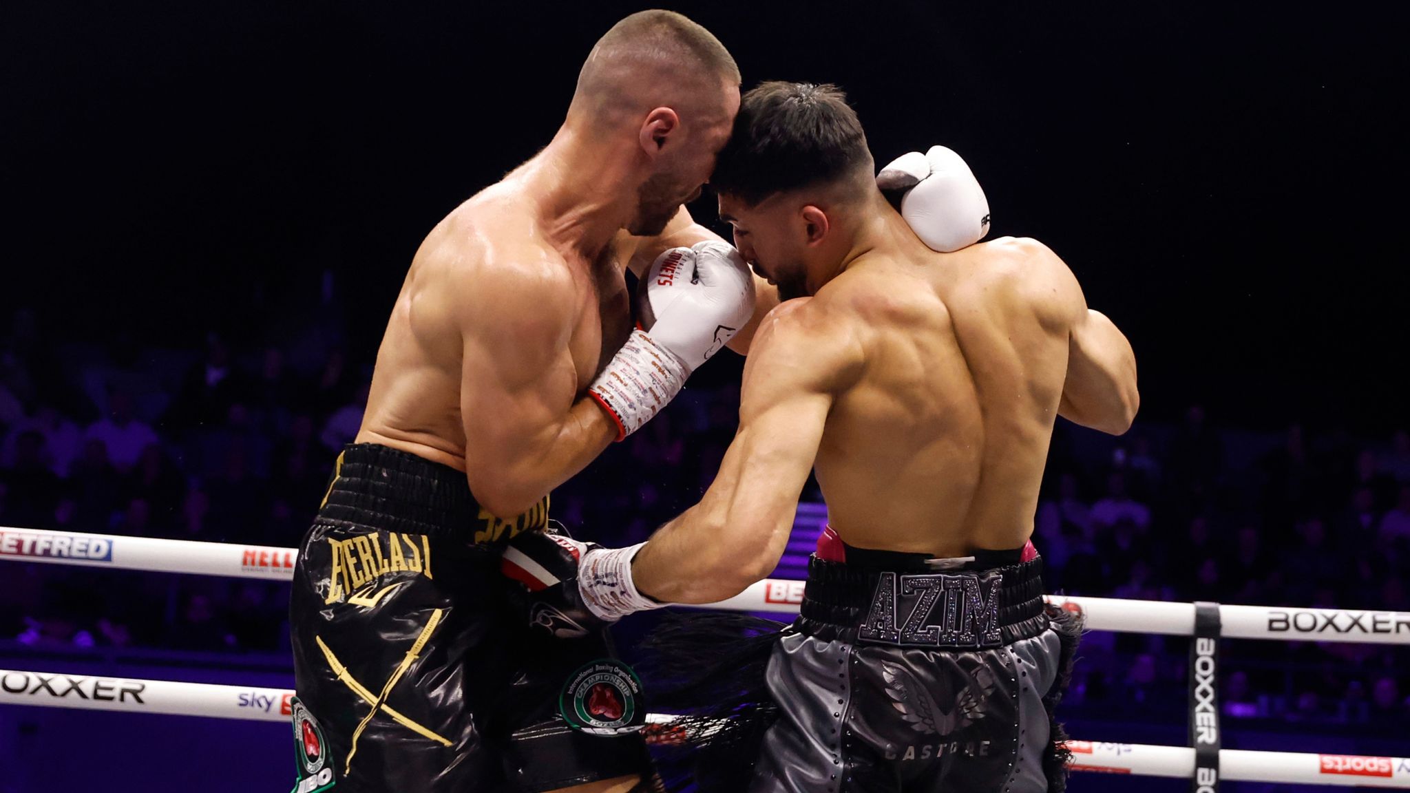 Adam Azim hammers former champion Sergey Lipinets to seize stoppage ...