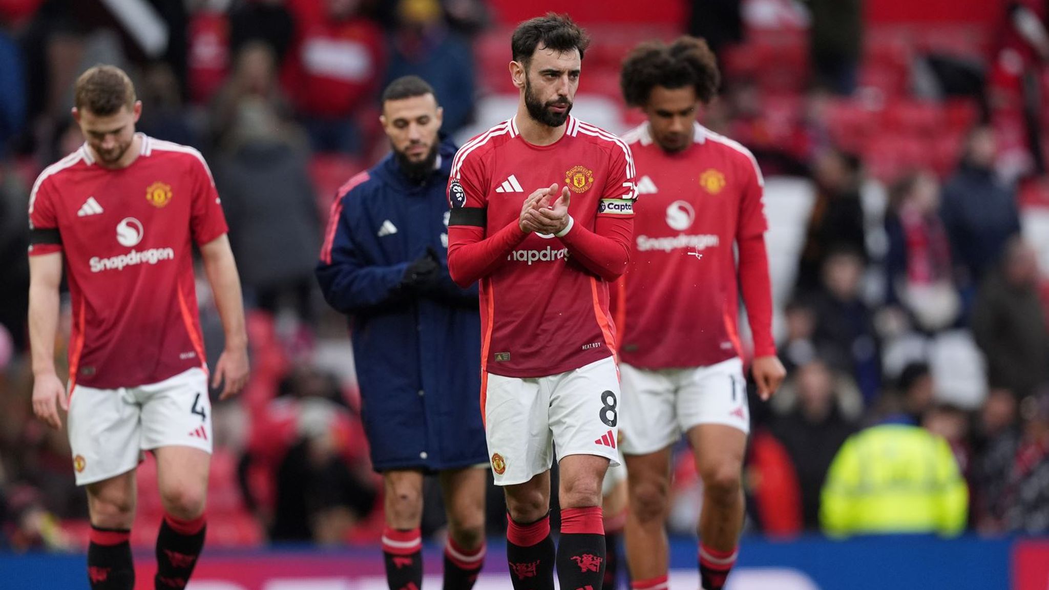 Man Utd toothless against Crystal Palace as Arsenal's Declan Rice gives midfield masterclass ...